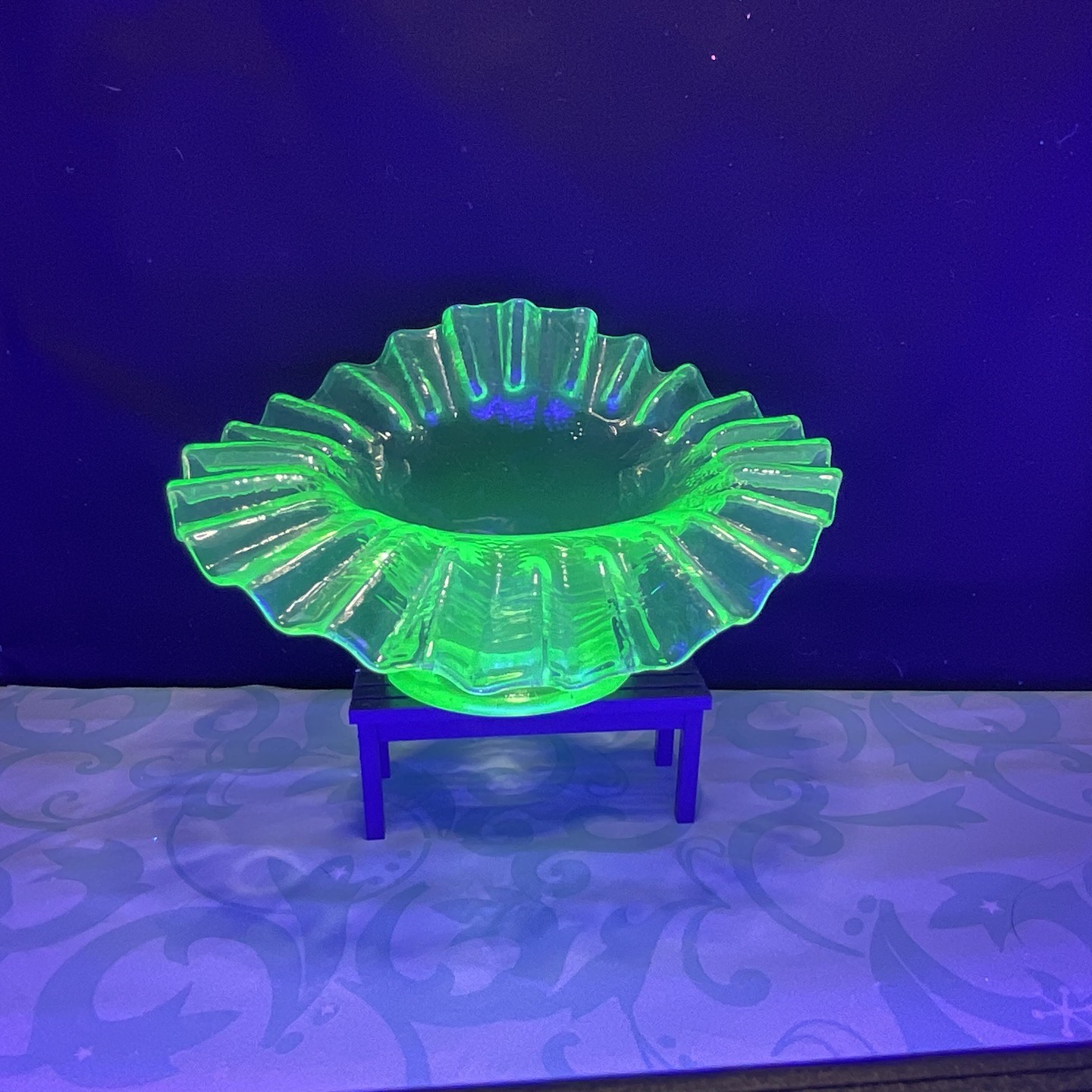 Vintage Uranium Glass Fenton Ruffled Bowl Blueberry Pattern