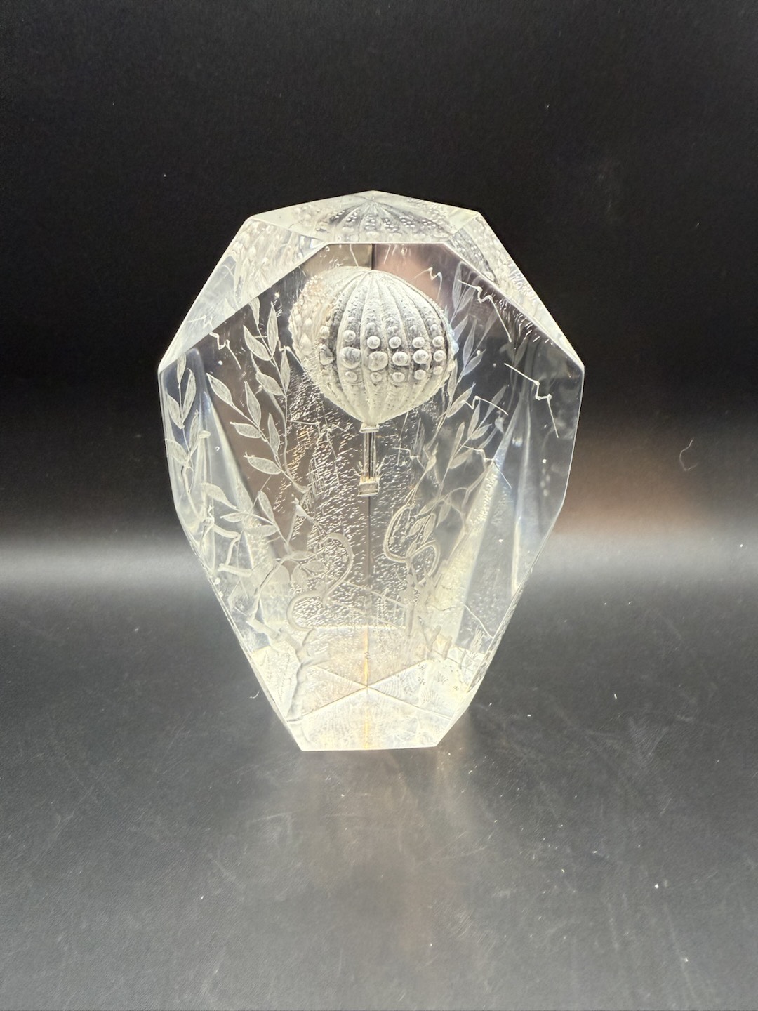 Lucite Paperweight With Hot Air Balloon