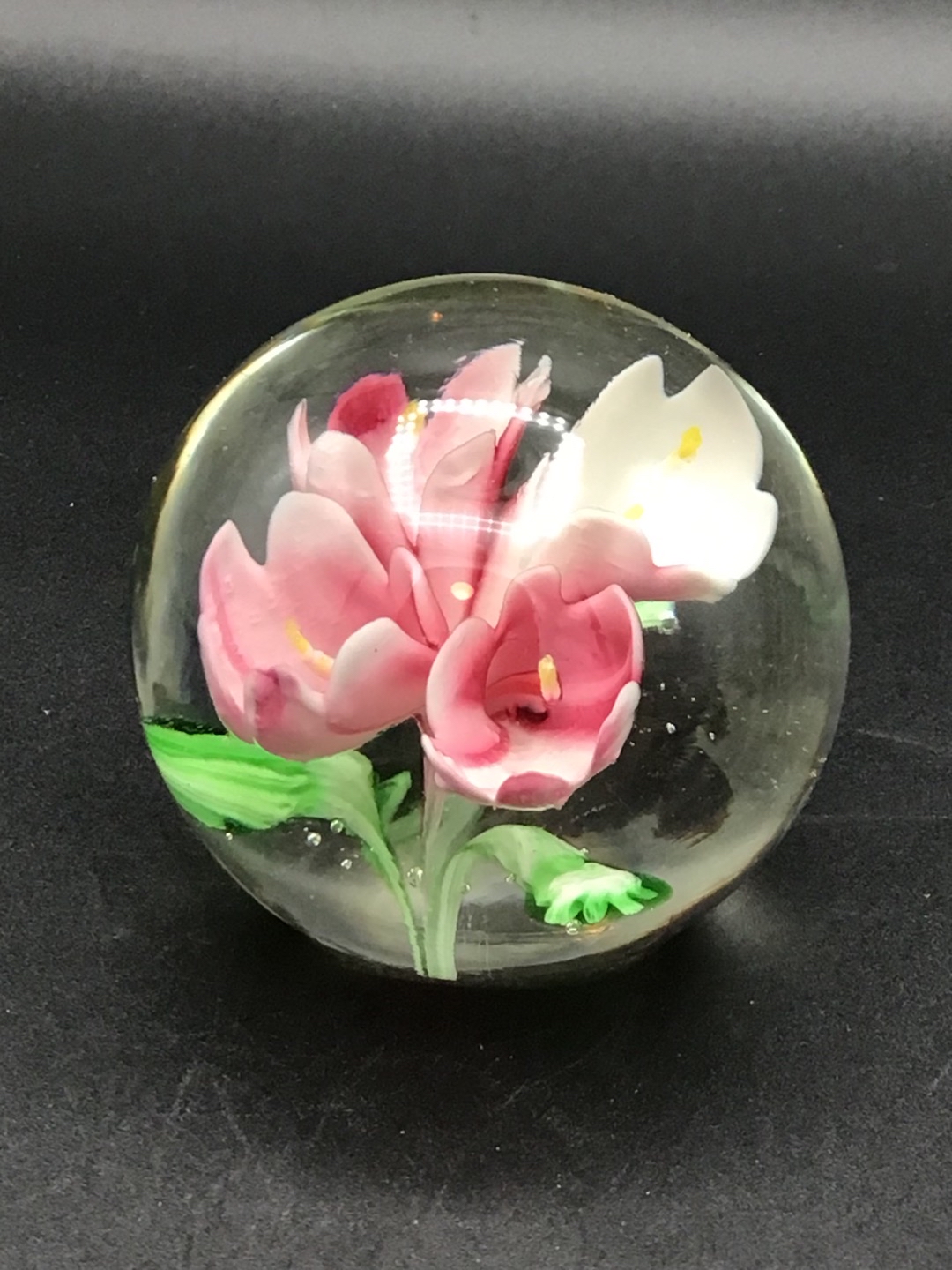 1478 - Vintage Pink Floral Paperweight