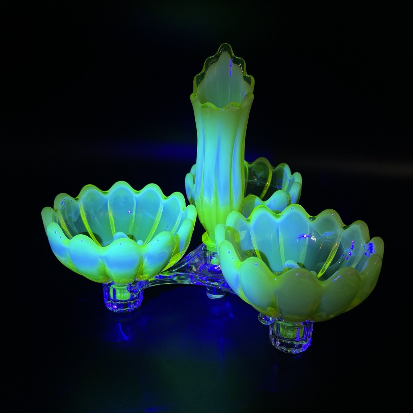 Fostoria Heirloom Glass Yellow Topaz Opalescent Epergne Charm