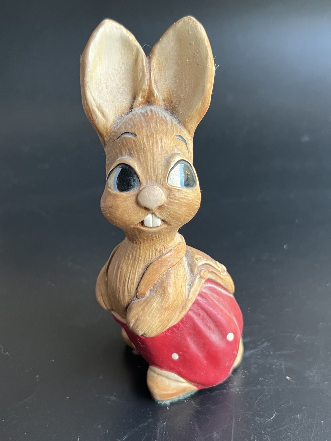 019 - Vtg “Robert” Pendelfin Bunny handpainted stone craft 6”