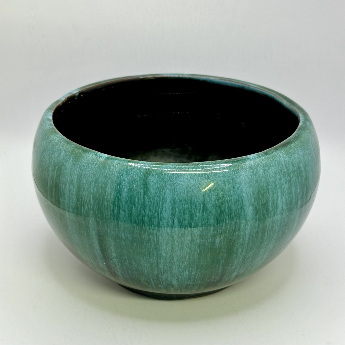 BMP Blue Mountain Pottery Round Planter Bowl 4”x 5”