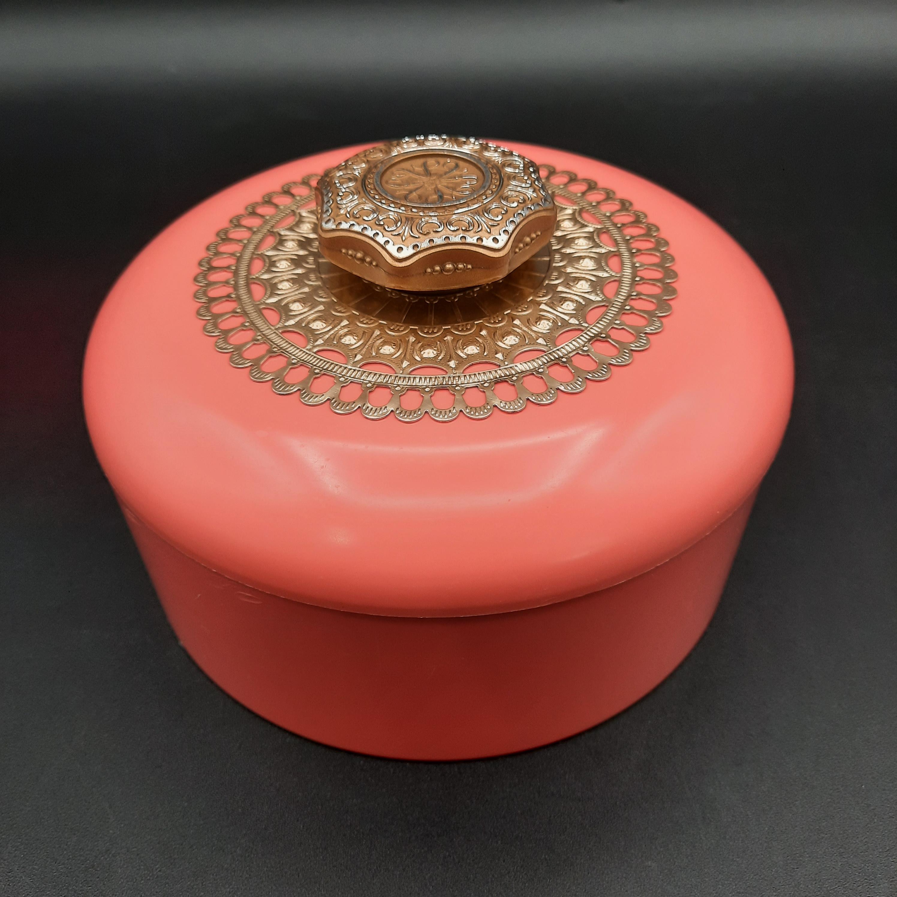 Vintage Avon Unforgettable Beauty Dust Plastic Container Vanity Box ...