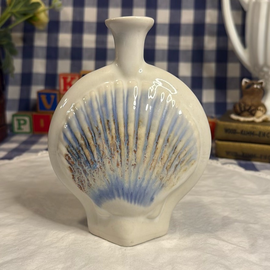 Stoneware Art Pottery Clam Shell Bud Vase Signed