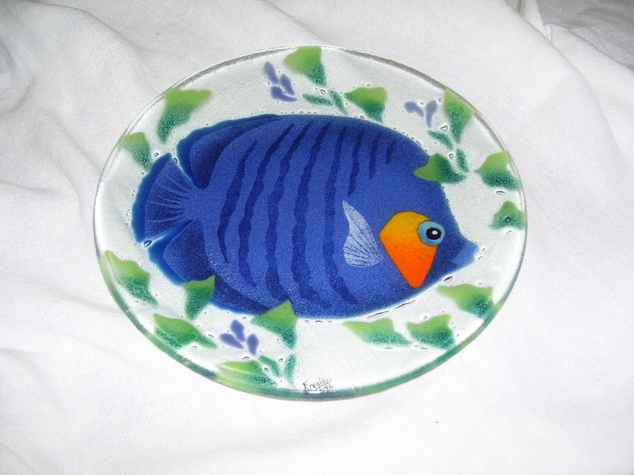 Tropical Fused Glass Fish Plate by Fireglass 1992 8.25 inches Vintage