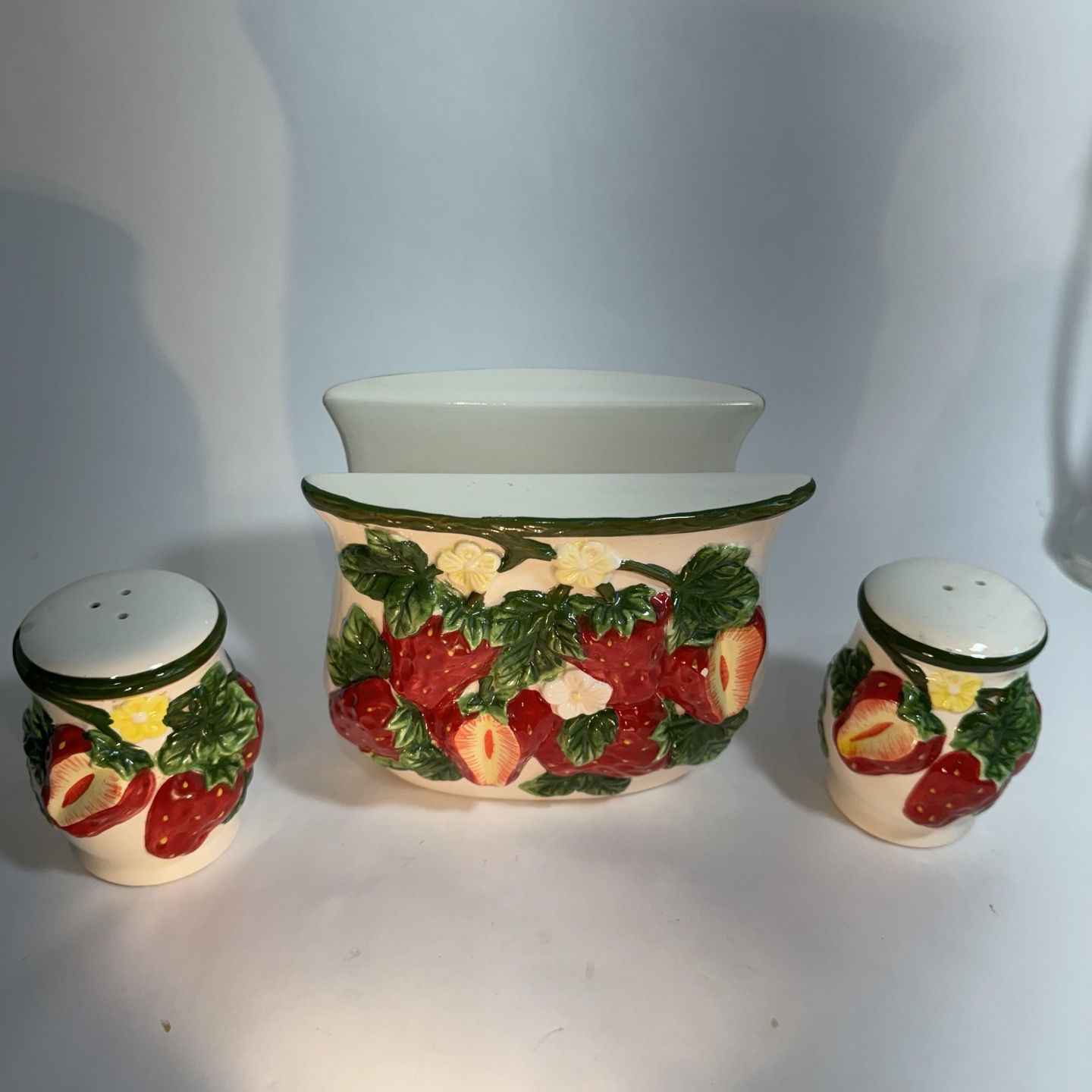 ARC Strawberries 3D Hand Painted Collection Salt, Pepper & Napkin ...