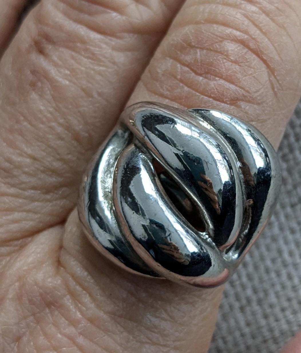 Vintage Signed Napier Adjustable Silver Tone Knotted Ring