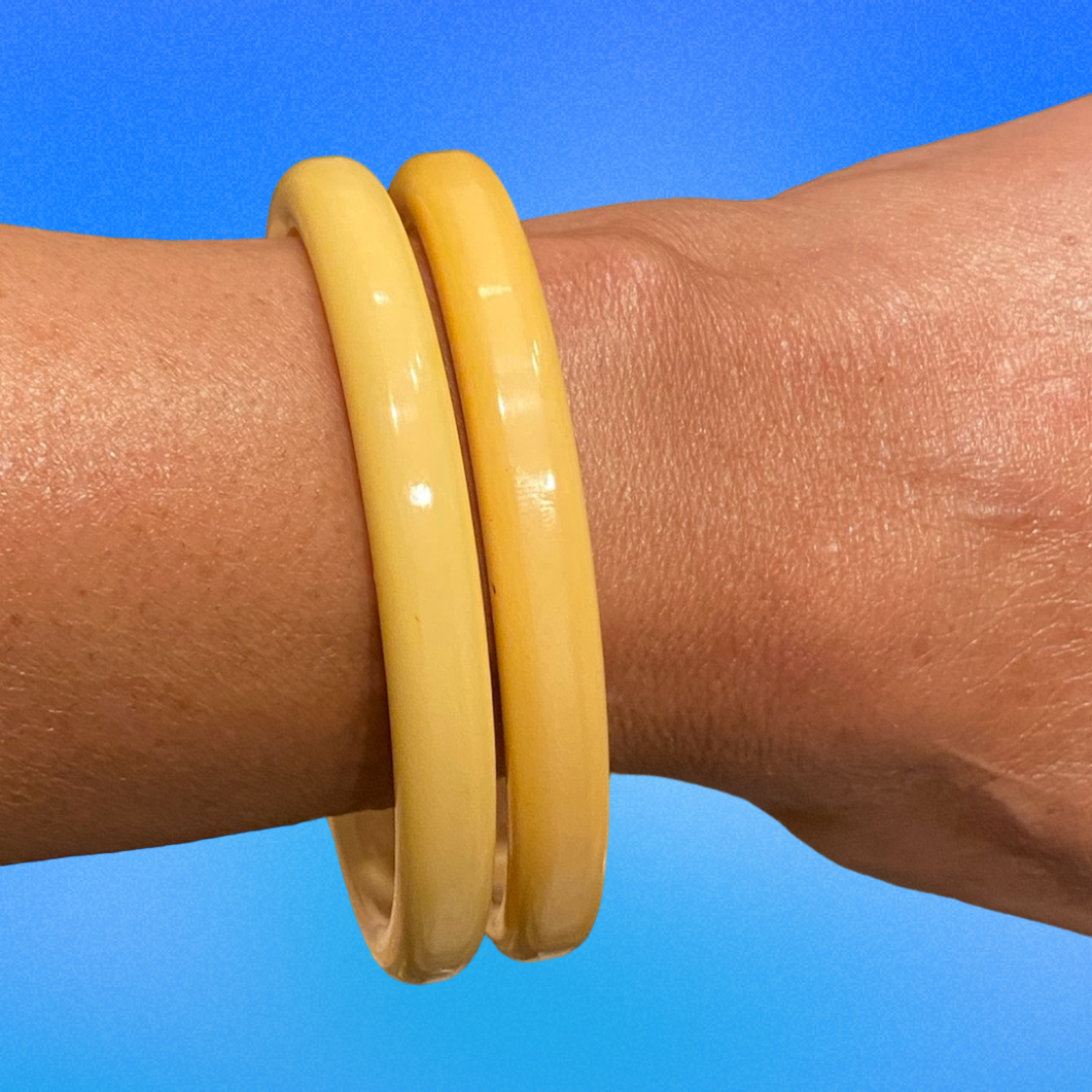 Vintage Art Deco Lot of (2) Butterscotch Bakelite Bangles