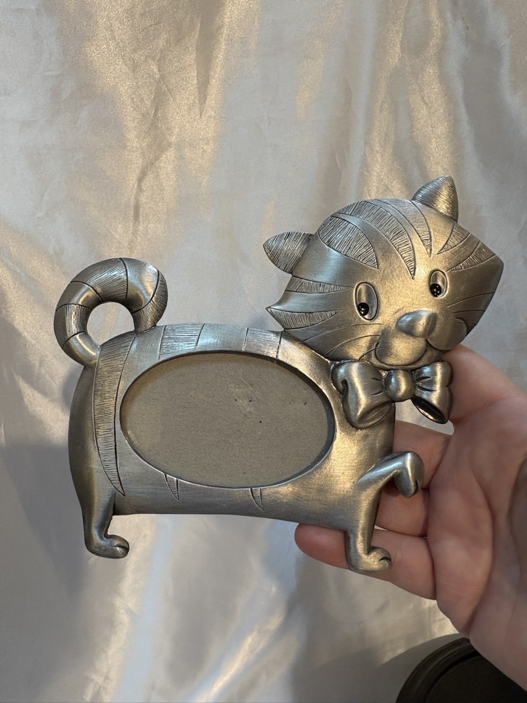 Metal Kitty Cat Frame