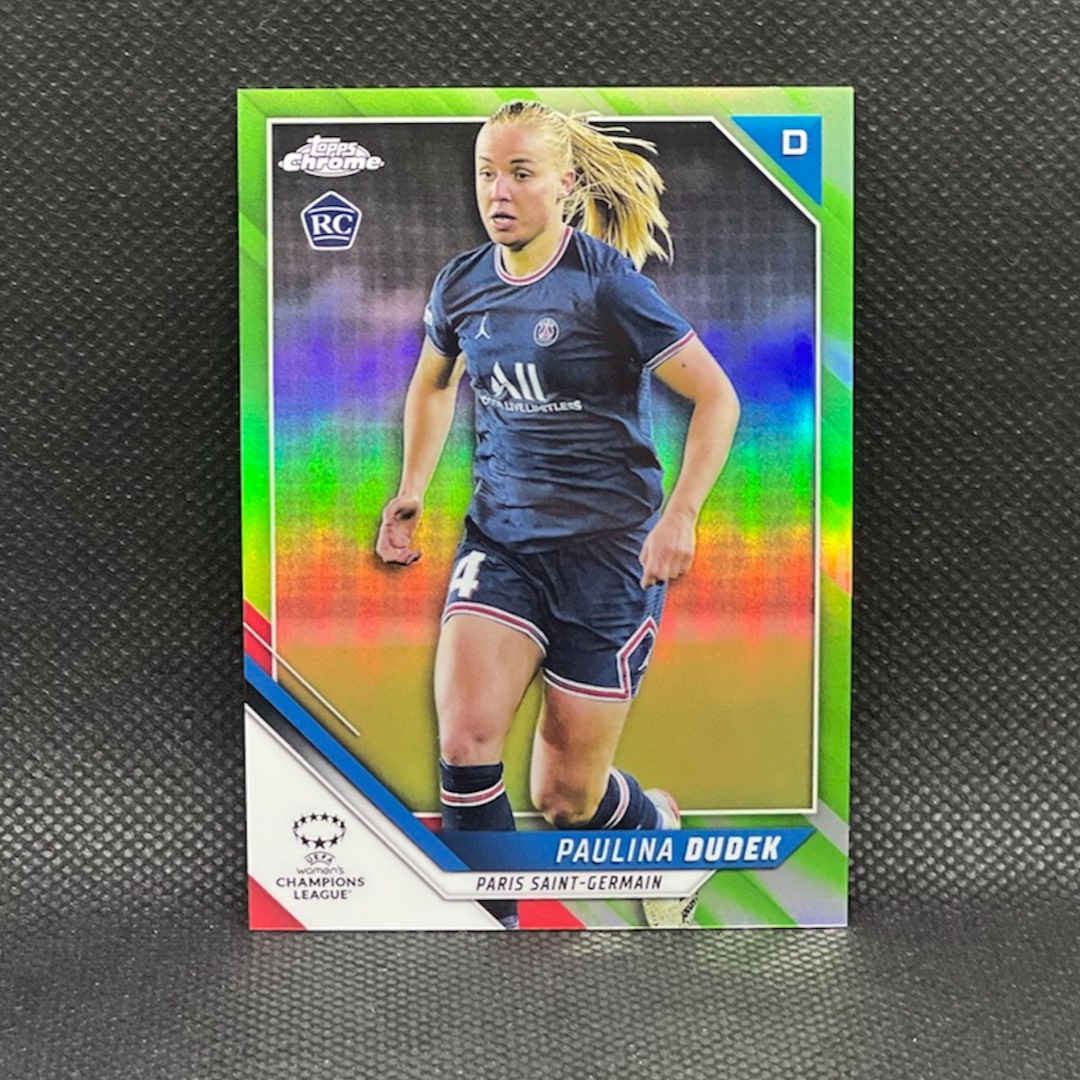Paulina Dudek 2021/22 Topps Chrome UEFA Women Neon Green /99 Soccer Card