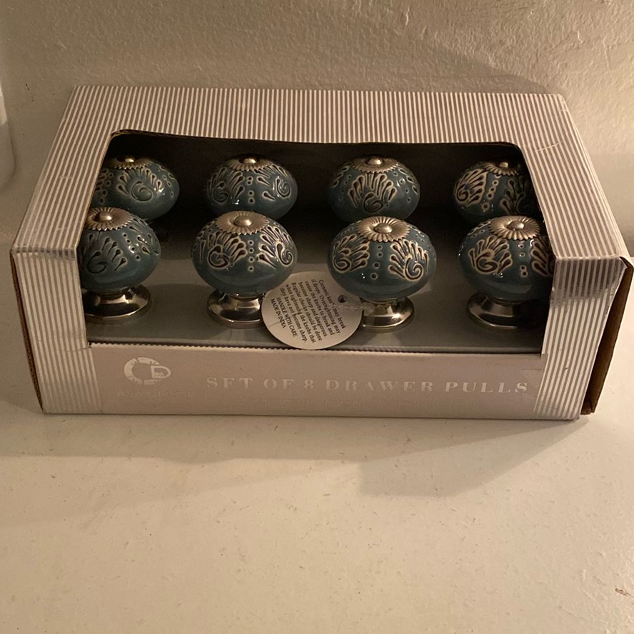 Set Of 8 Drawer Pulls, Made In India, Knobs