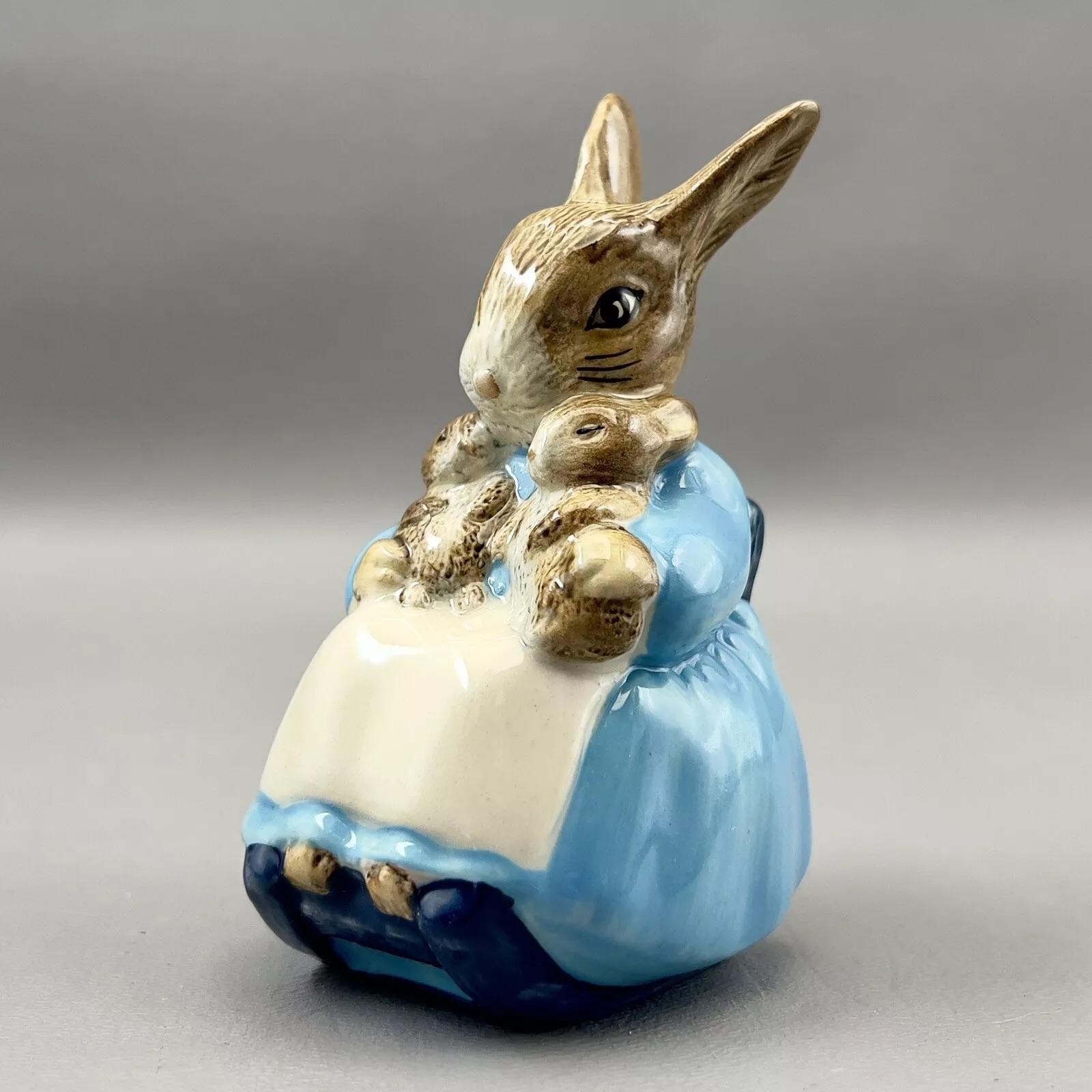 Beatrix Potter's Mrs Rabbit And Bunnies 1976 Beswick England