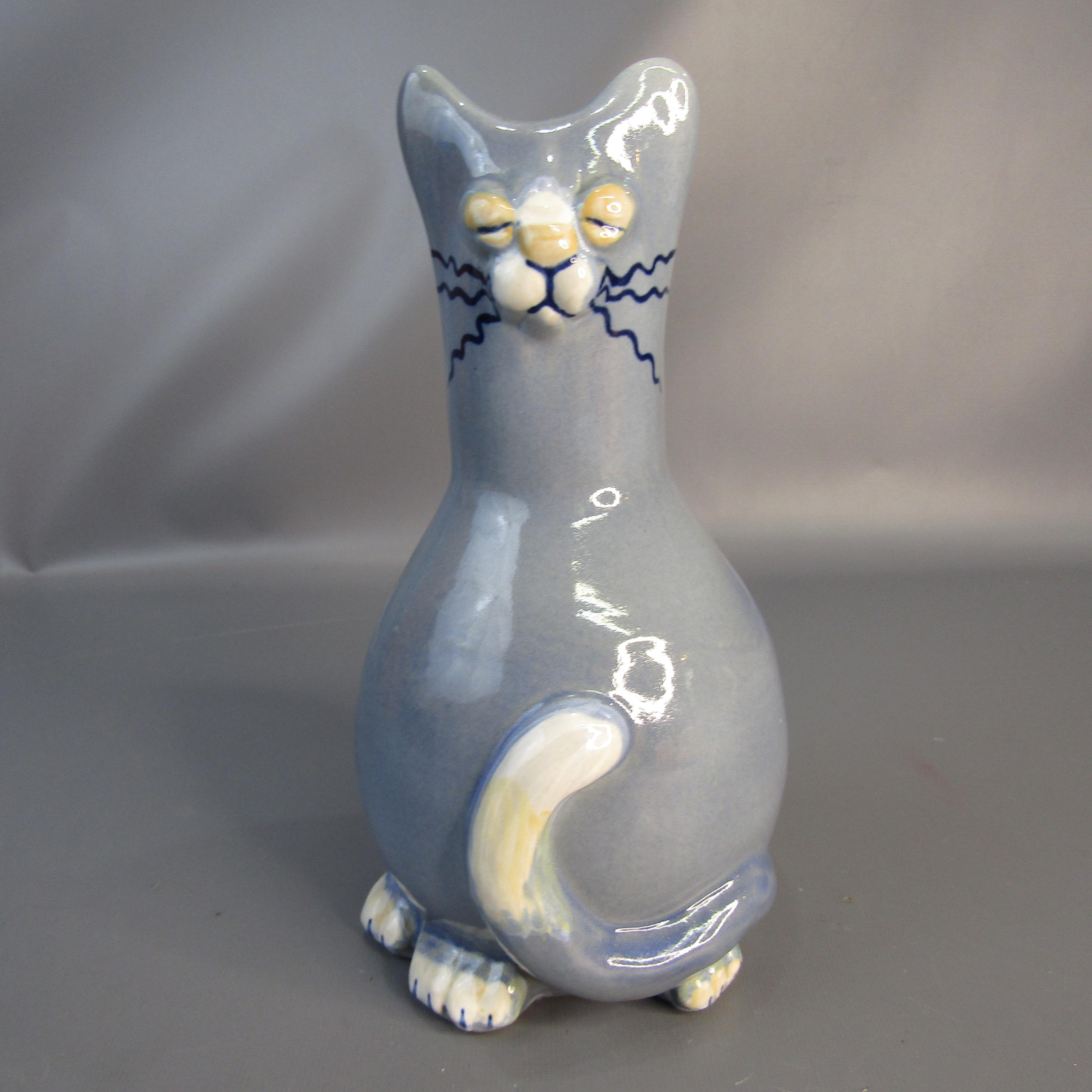 Vintage Louisville Stoneware Cat Pitcher Blue 2 Pint Made in Kentucky USA