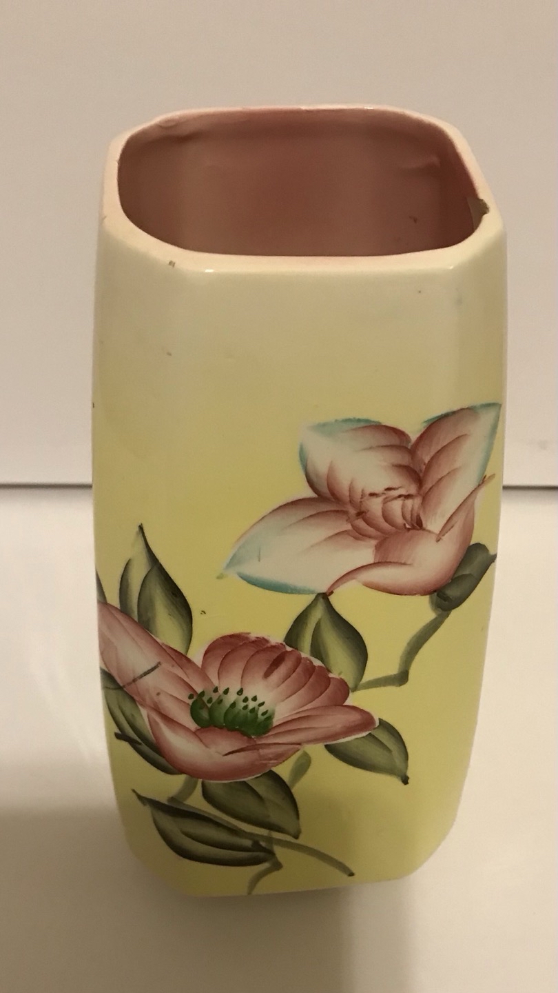 Trimont ware ceramic vase made in Japan beautiful