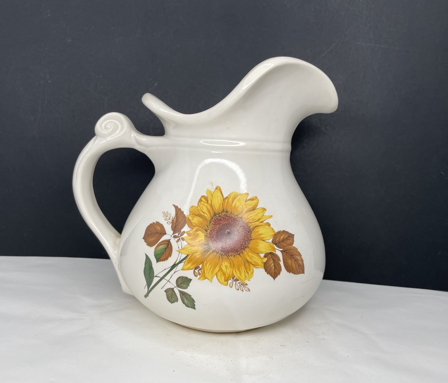 Vintage McCoy 7515 Pitcher Pottery Vase Planter White Sunflowers