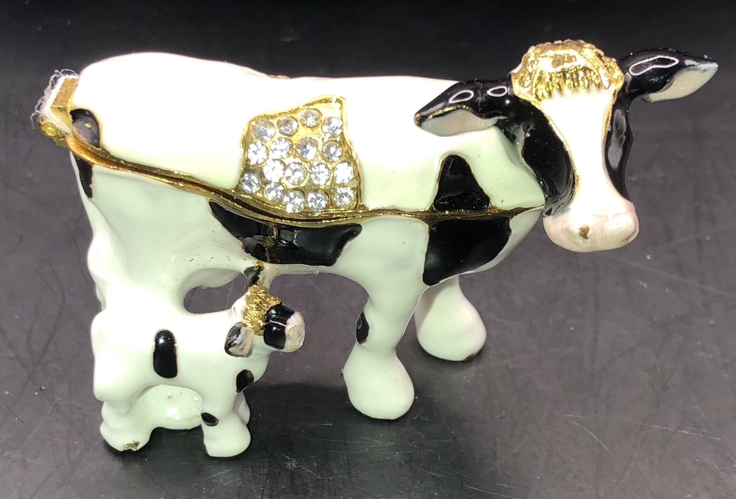 #23 - Trinket Box-Cow and calf