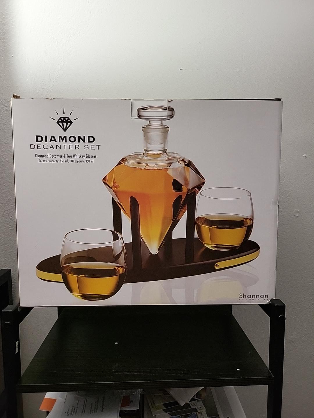 Whiskey Decanter Diamond set with 2 Cocktail Whisky Glasses - for ...