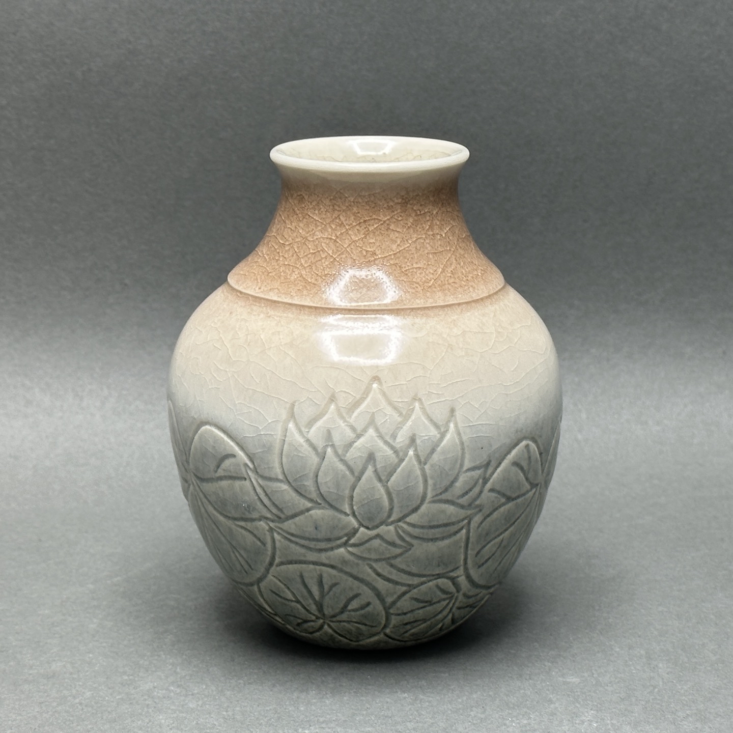 Leemer Pale Green and Tan Lotus Flower Studio Pottery Ceramic Vase 4 3/ ...