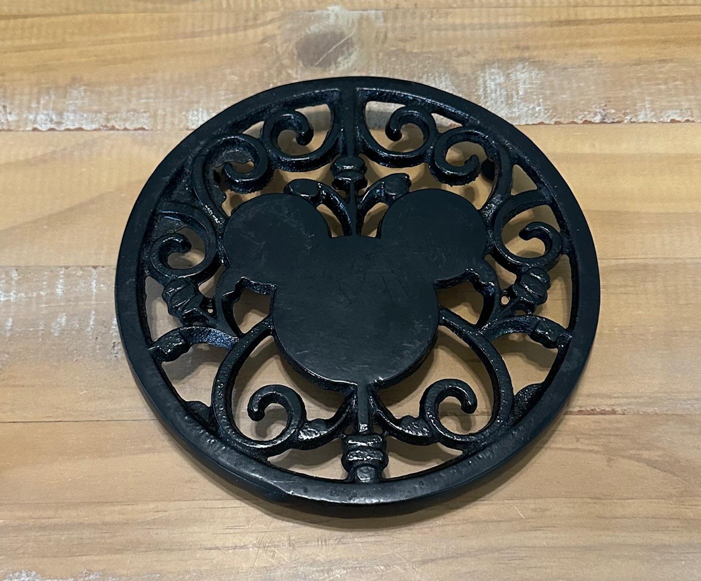 Cast Iron Disney Mickey Mouse Trivet With Original Tag 7.5"