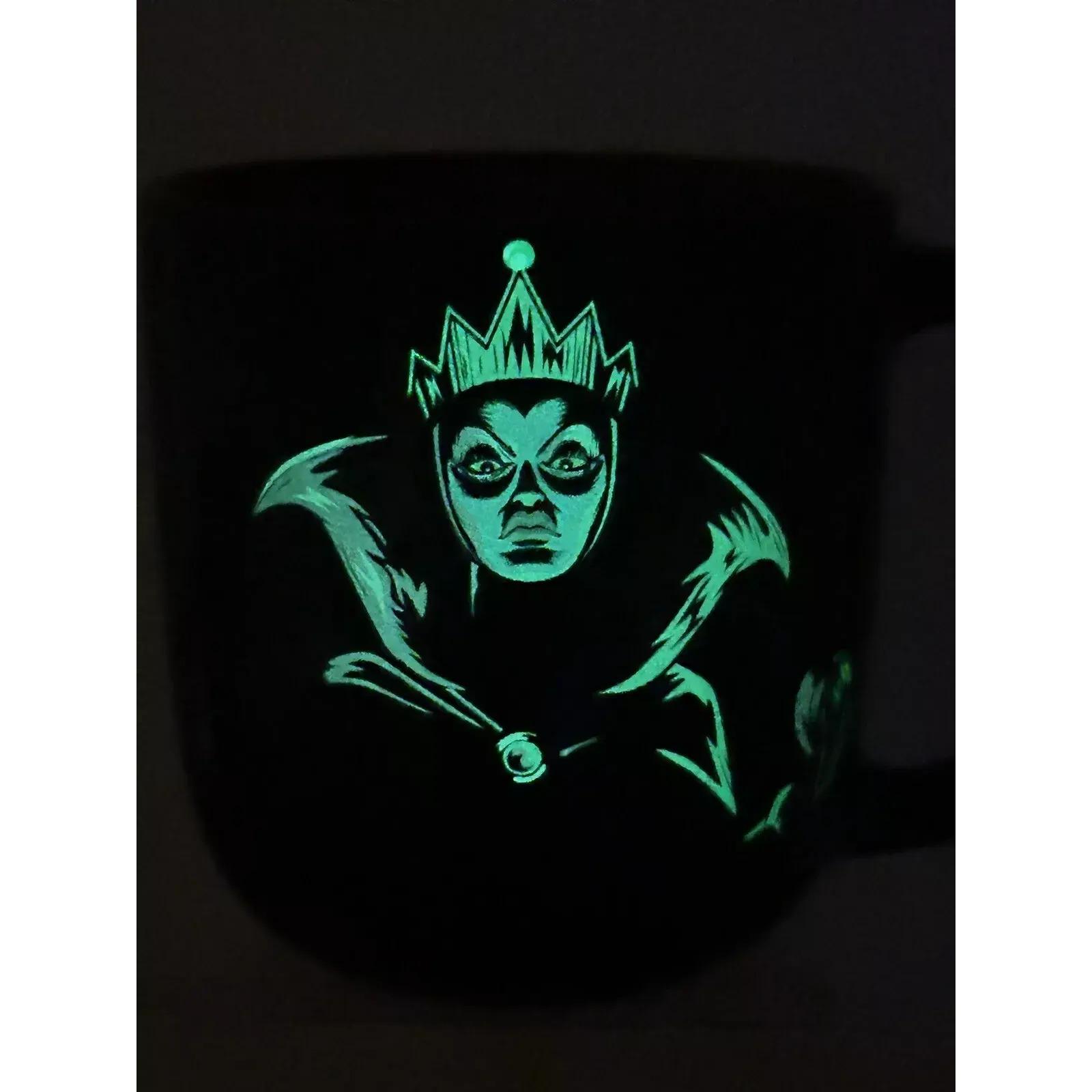 Disney Villains Evil Wicked Queen Snow White Glow In The Dark Mug