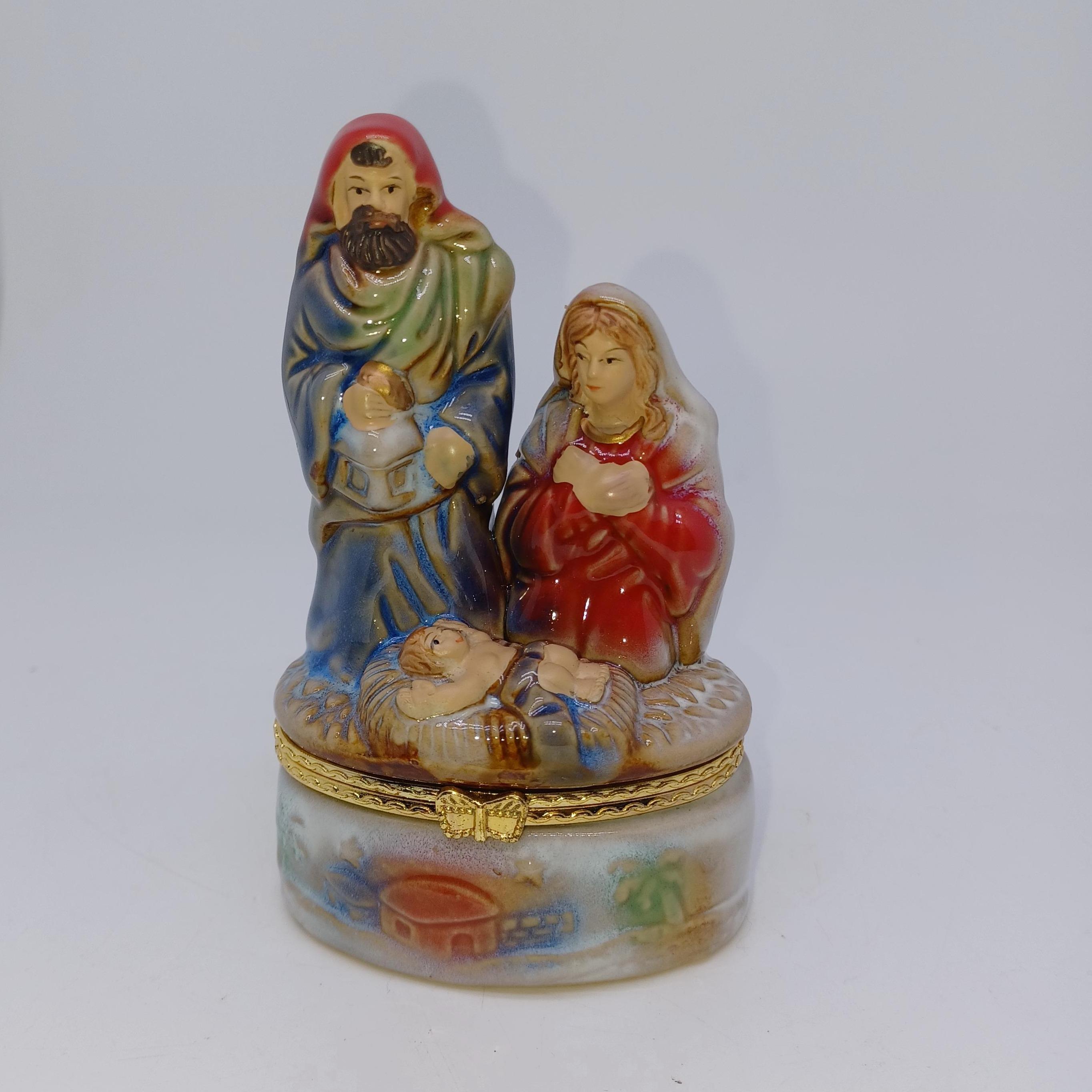 Vintage Nativity Scene- Ceramic Hinged Trinket Box- Holy Family - Red ...