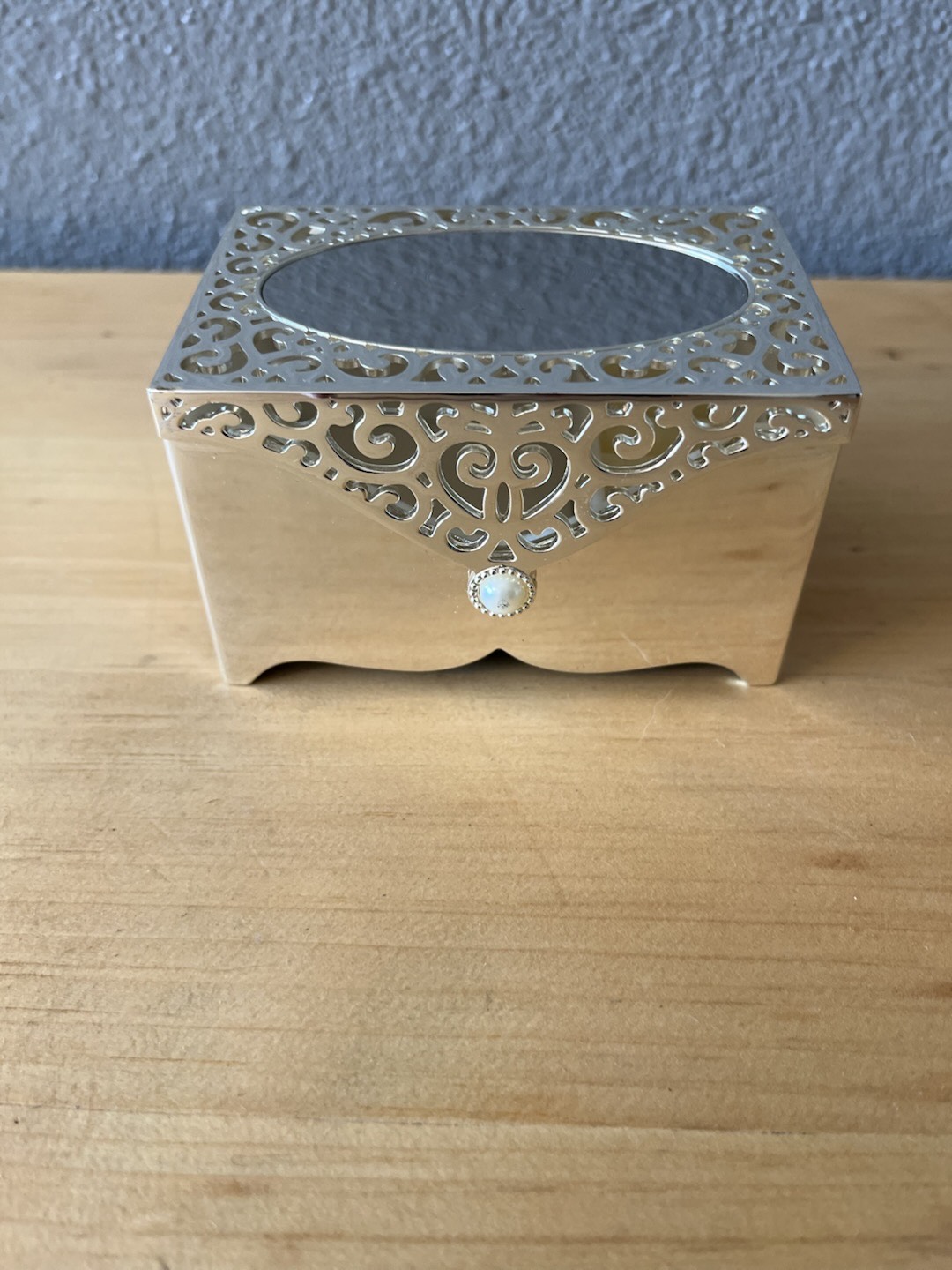 TR-Things Remembered-Custom Engravers-Silver Plated Jewelry Box w ...