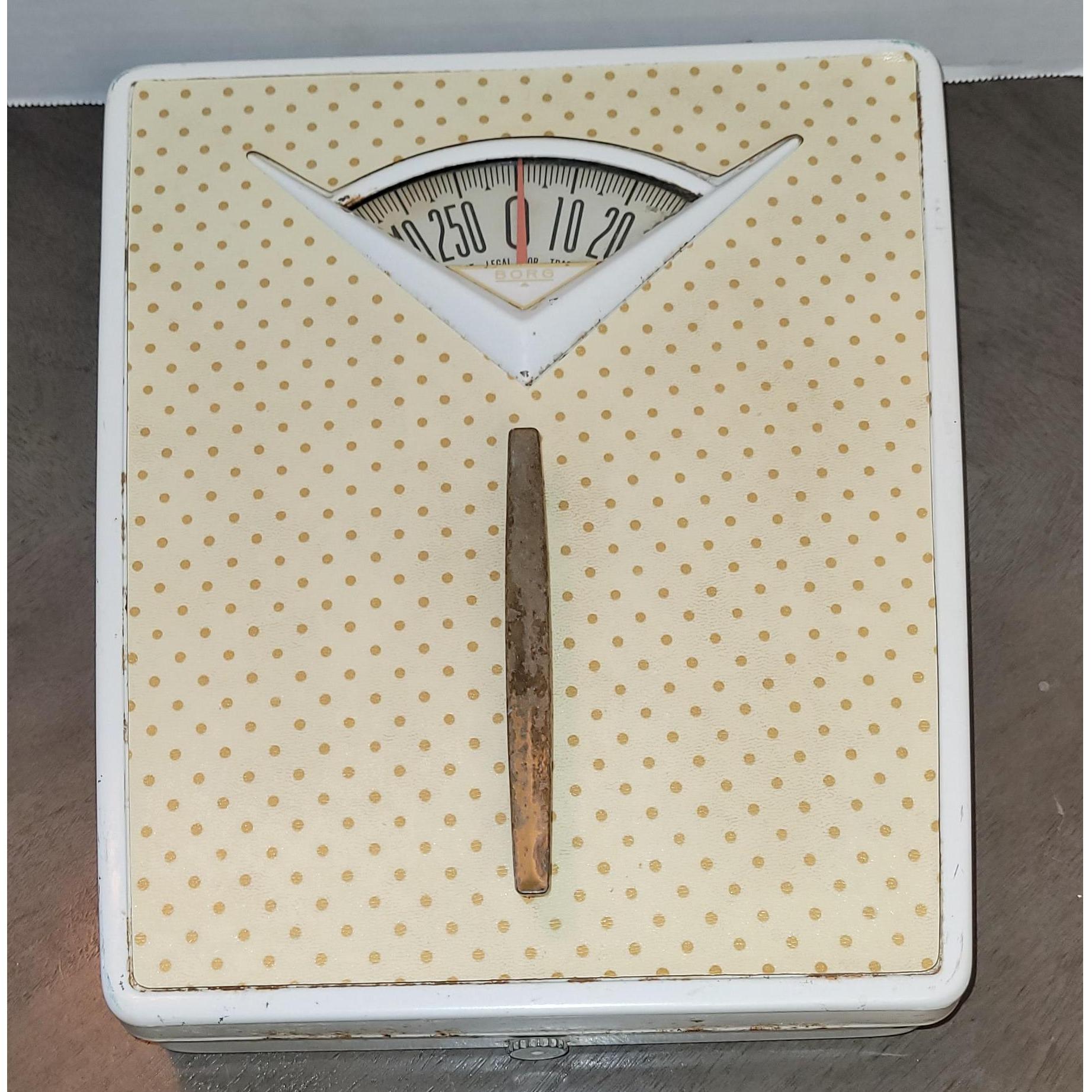 Vintage Mid-Century Modern Polka Dot Bathroom Scale
