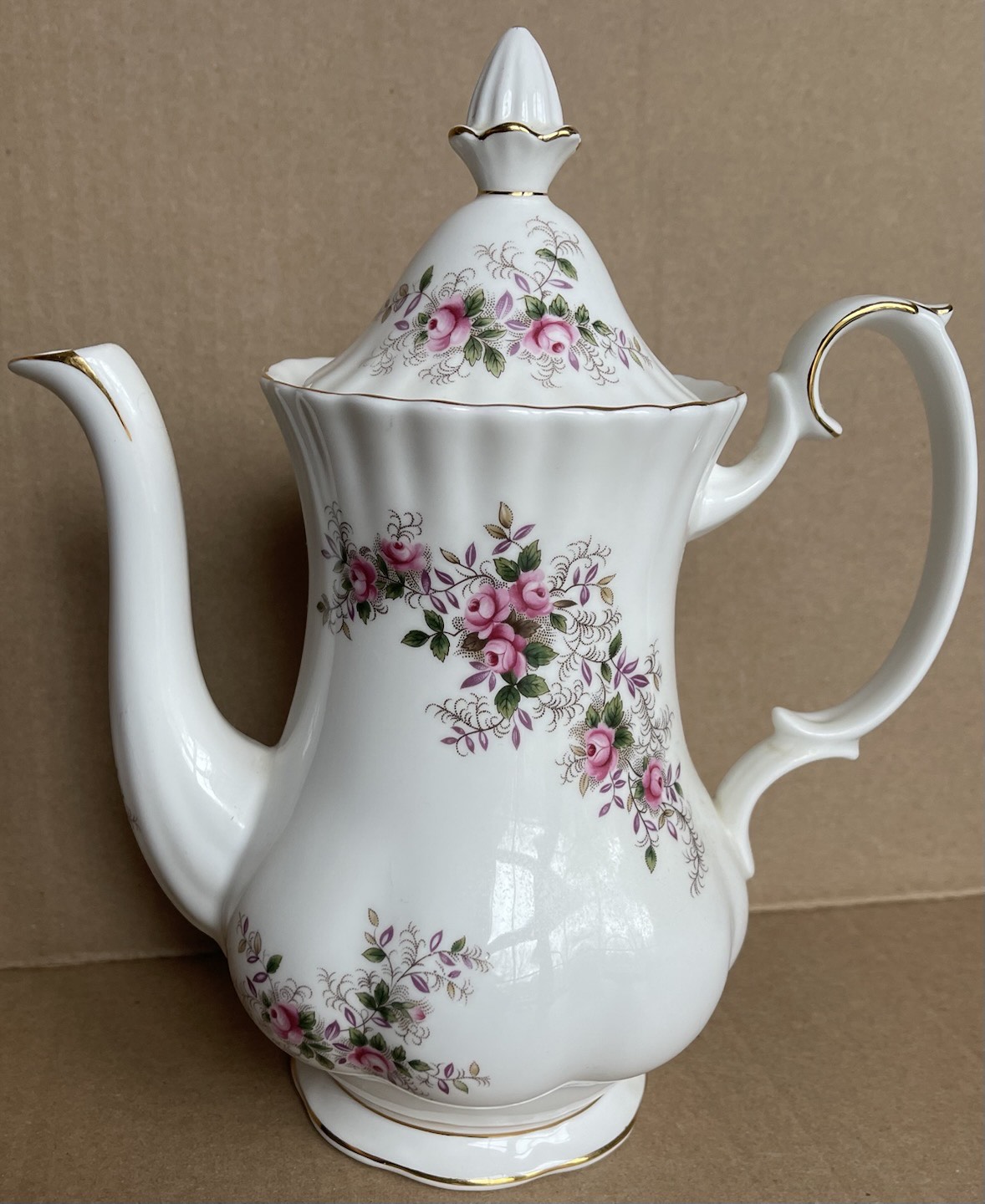Royal Albert Lavender Rose Teapot
