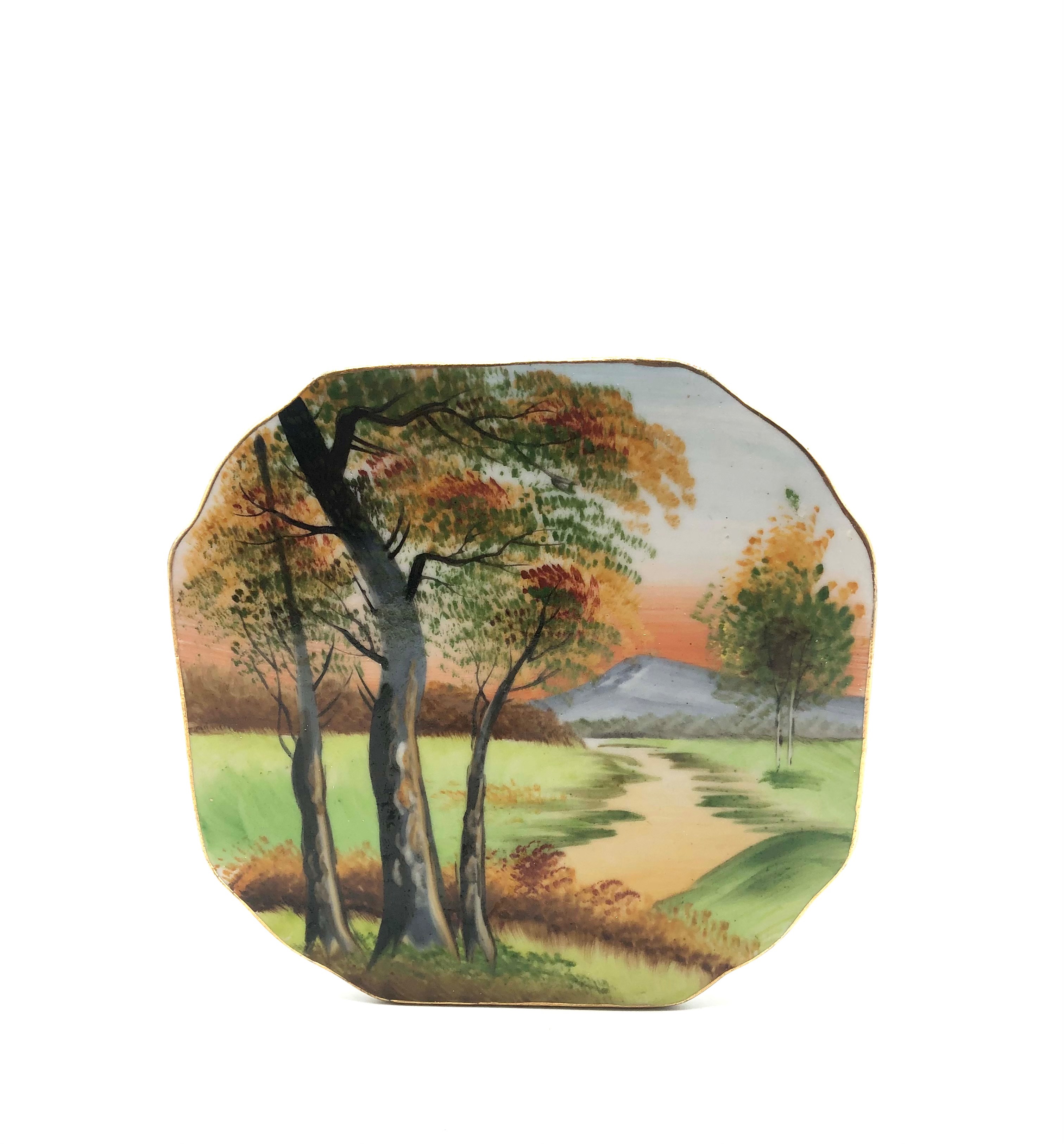 Gorgeous Vintage Kasuga Ware Japan Wall Pocket Pastural Scene Handpainted