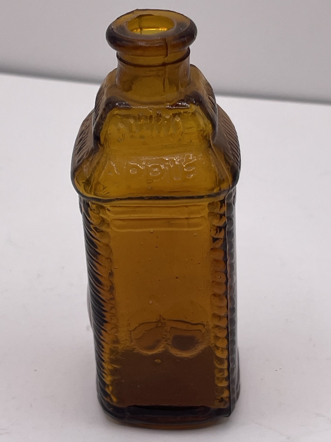 Vintage Wheaton Deep Amber Brown Apple Mini Bottle 3”