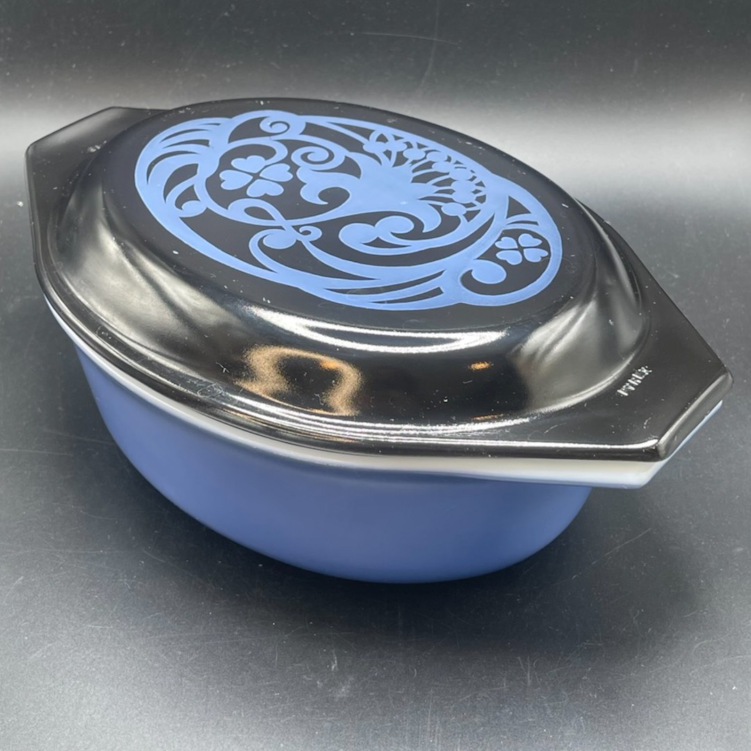 Pyrex Midnight Bloom Casserole Dish