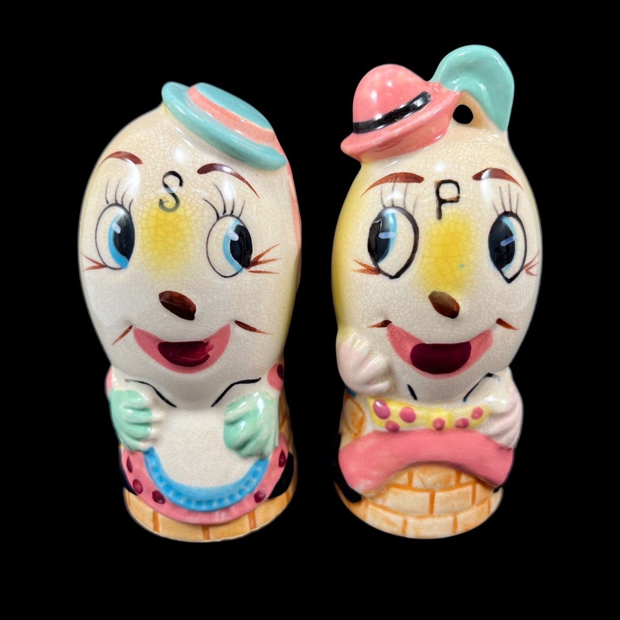 Mr. & Mrs. Humpty Dumpty Salt And Pepper Shakers, Vintage ...
