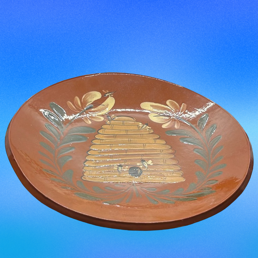 14. Eldreth Pottery Bee Hive Dish