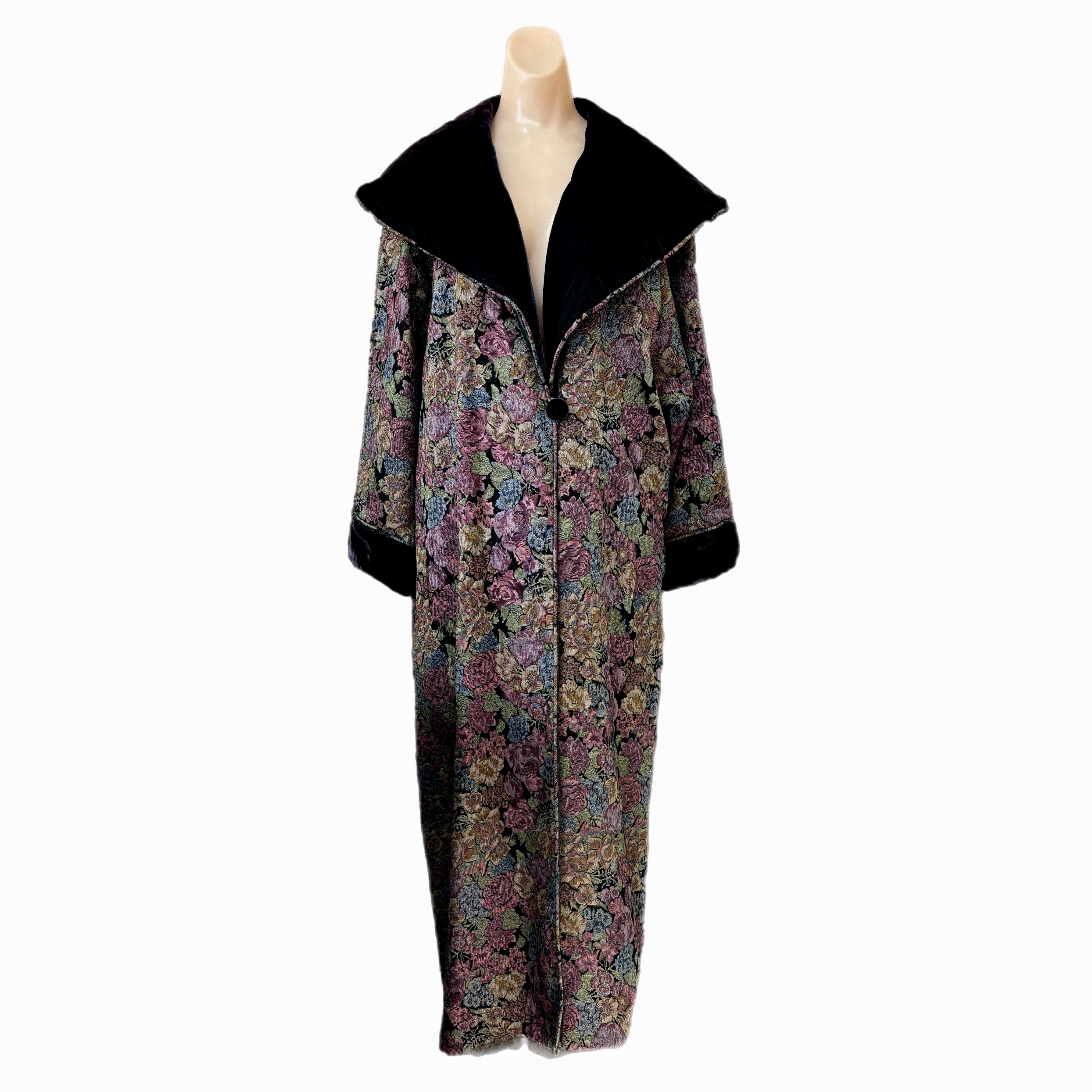 Victorias Secret Metallic Tapestry Robe Velvet Collar Gold Label 1990s ...