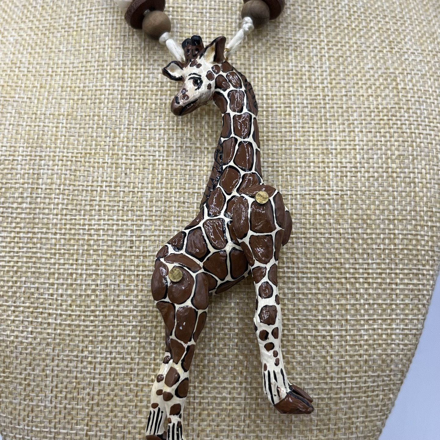 Dorian Designs 1988 Articulate Hand Painted Wooden Giraffe Pendant Necklace