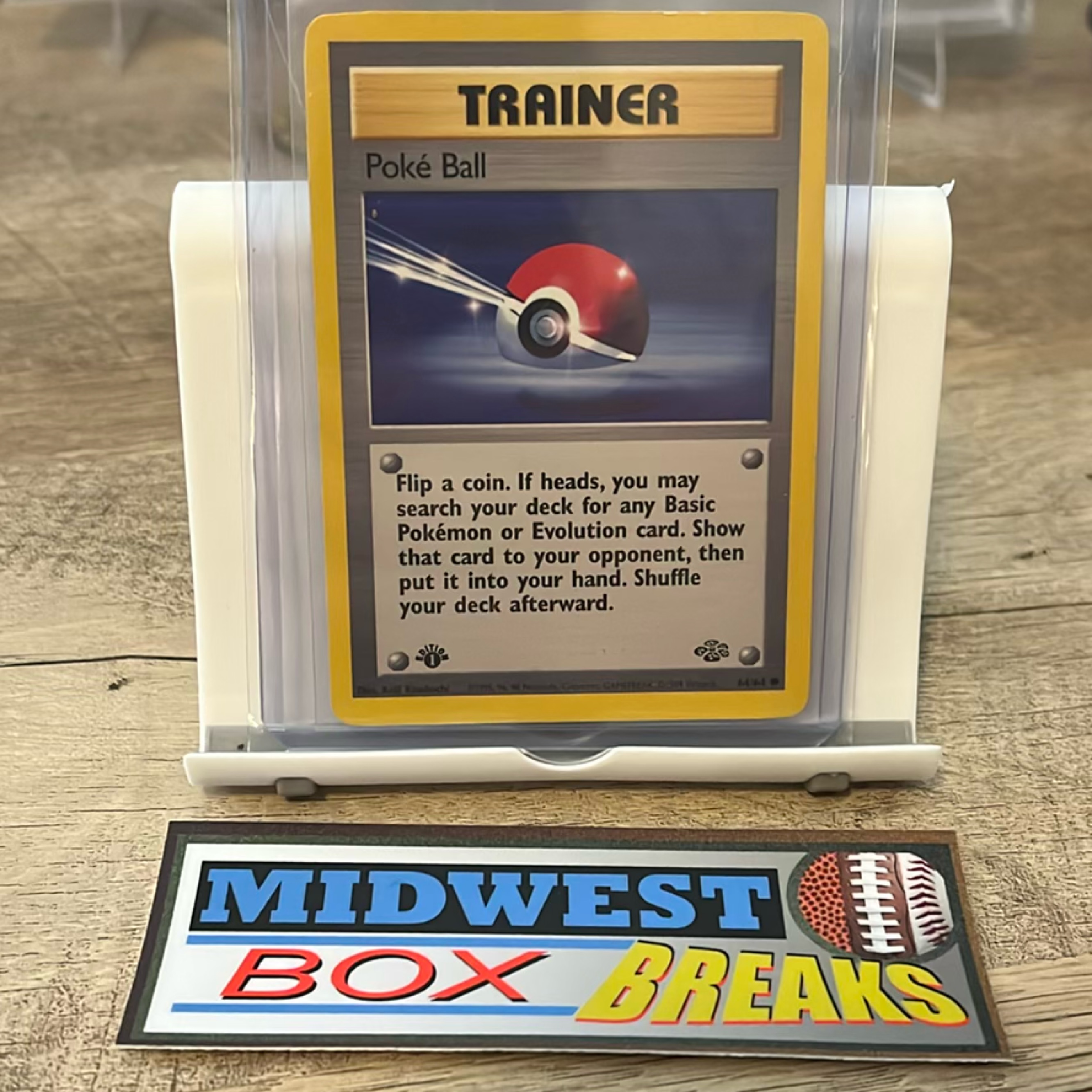 Pokémon 1st Edition Trainer Poké Ball 1999 Jungle Set #64/64