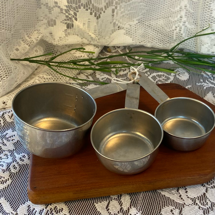 Foley Metal Measuring Cups