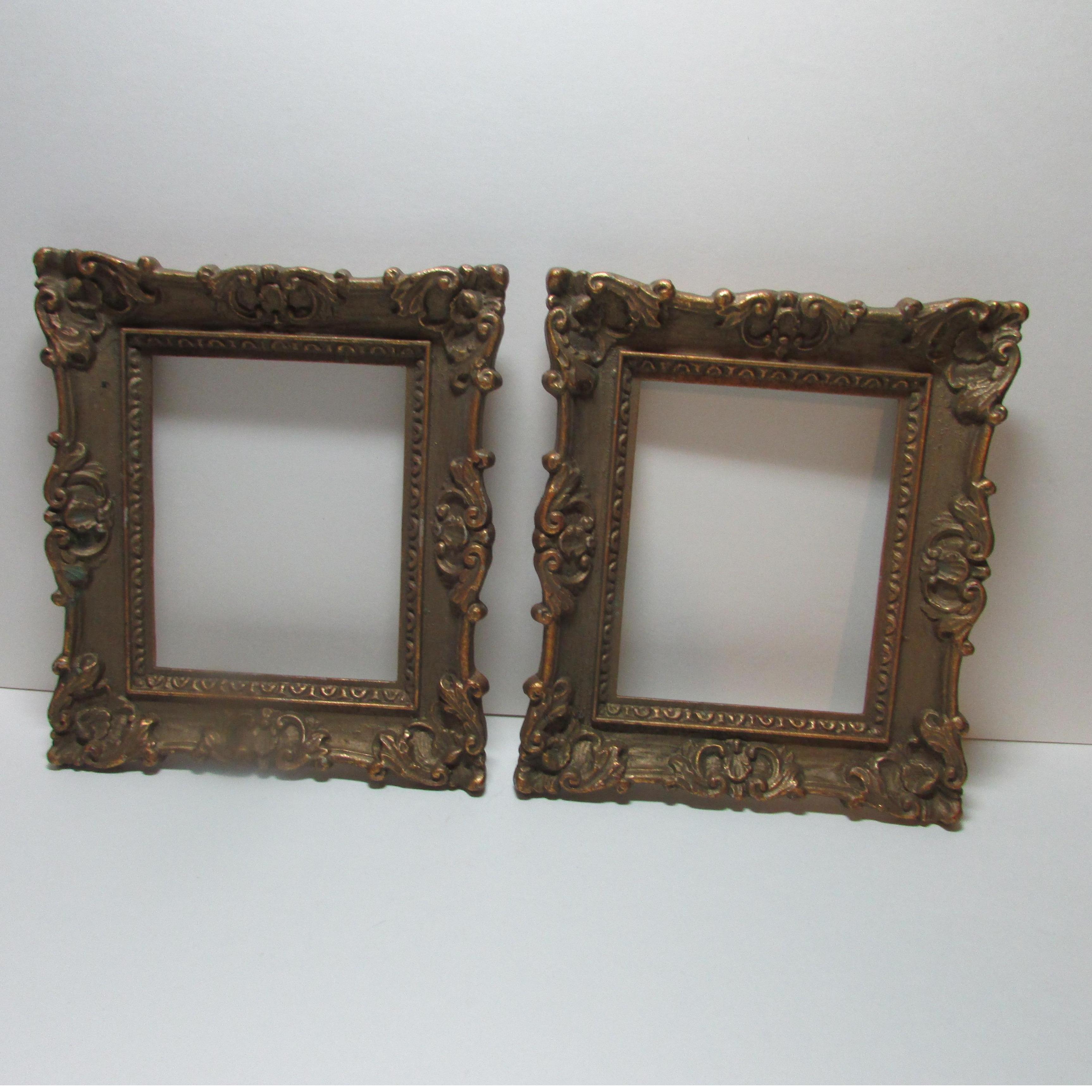 set of 2 vintage ornate picture frames Japan 6 1/4" x 7 1/2"