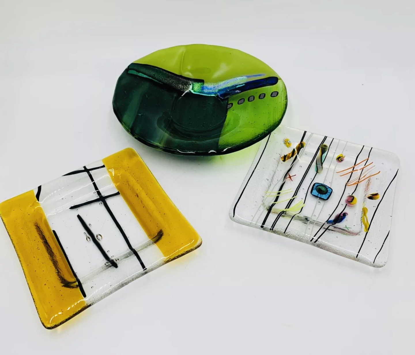 21 Lot Of 3 Art Glass Bowls Trinket Dish Dichroic Metalic Fused Ribbon ...