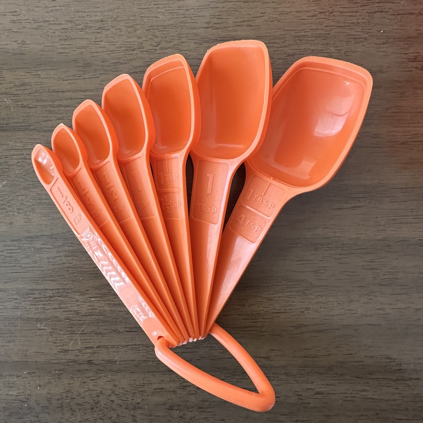 Vintage Tupperware Orange Measuring Cups Spoons Scoops