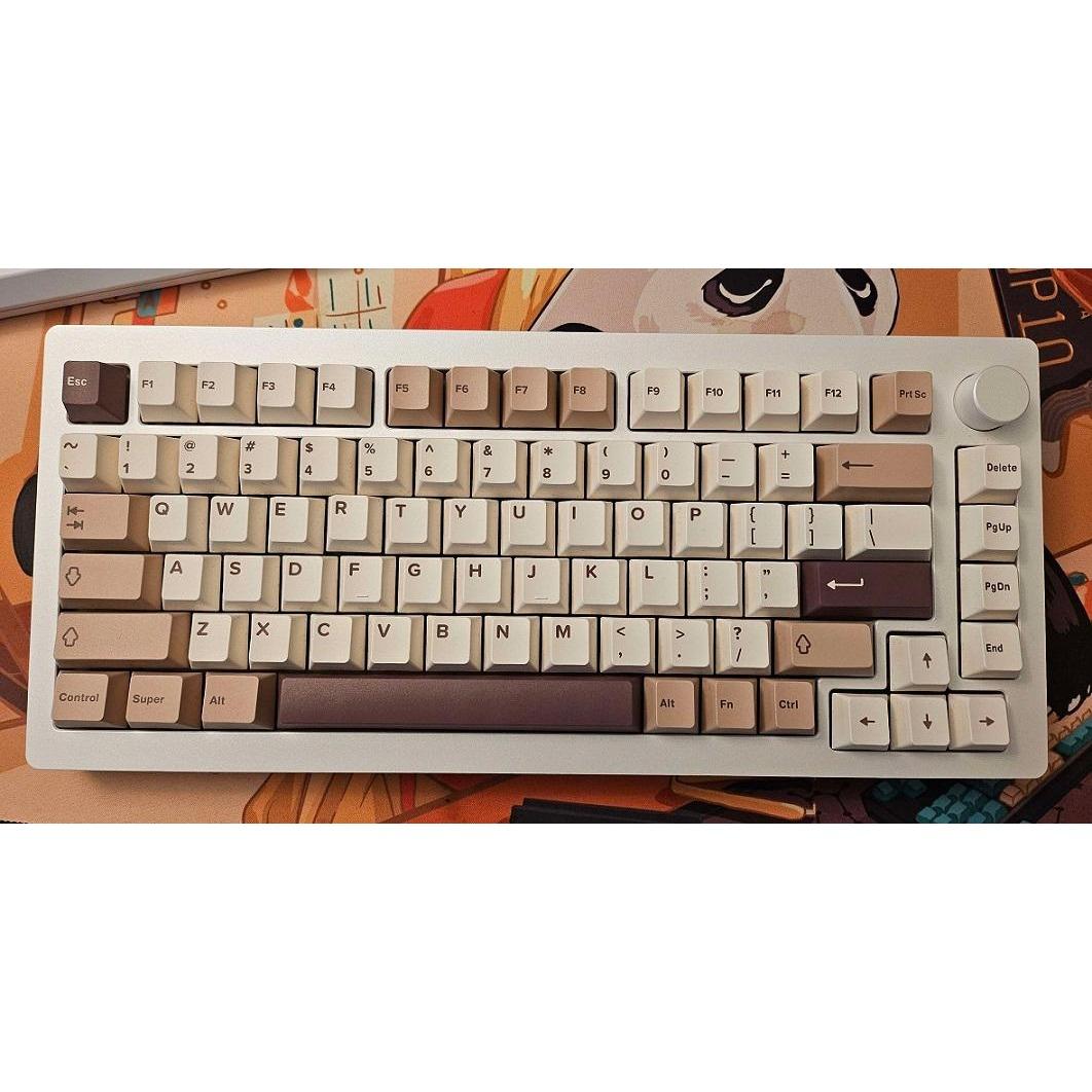 Custom Monsgeek M1 Keyboard and Extra Keycaps