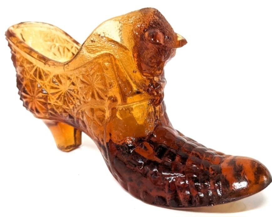 Vintage Amberina Cat Face / Puss in Boots Glass Shoe