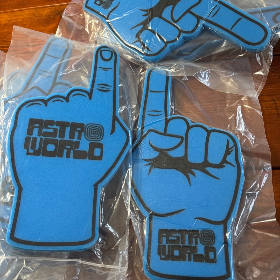 Lot Of 18 Brand New Astro World Foam Fingers Blue