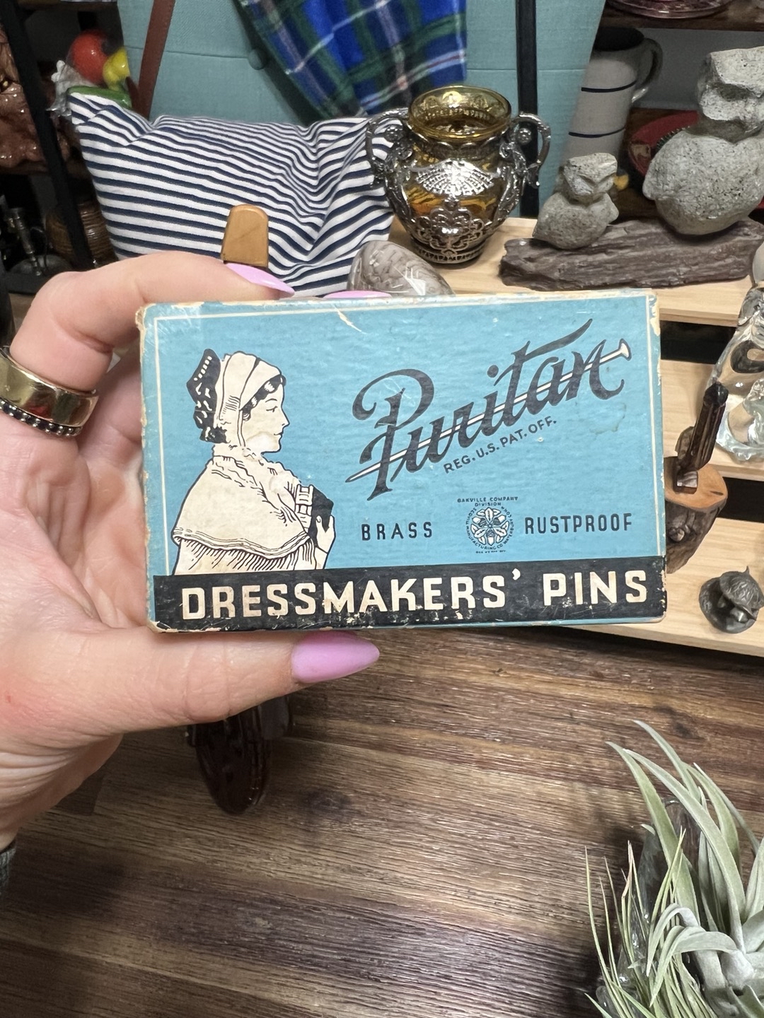 Vintage Puritan Pin Box With Vintage Thread & Pins