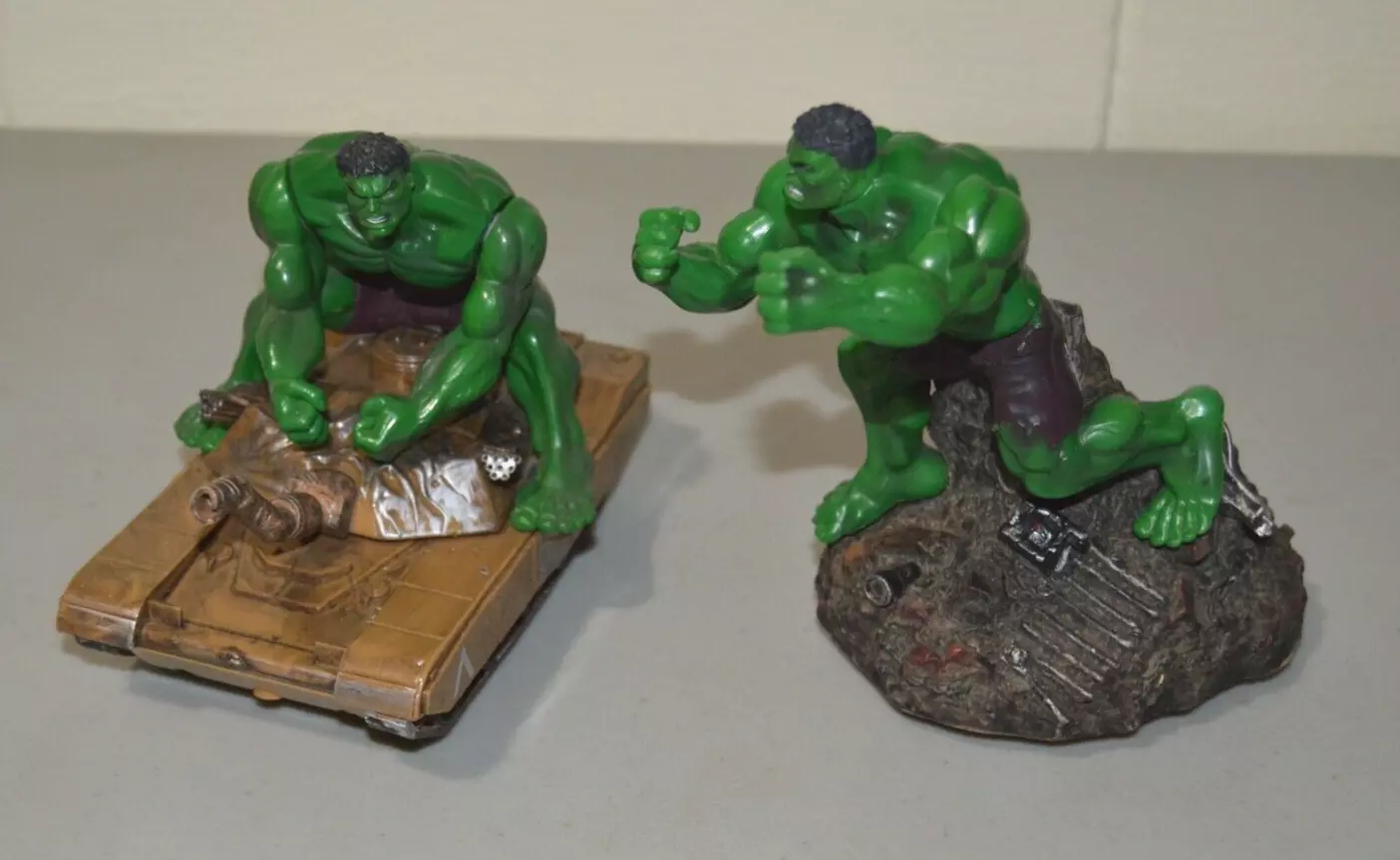 Marvel - Hulk Movie Smash And Go 2003 Tank Smashing Action Figures Toy Biz
