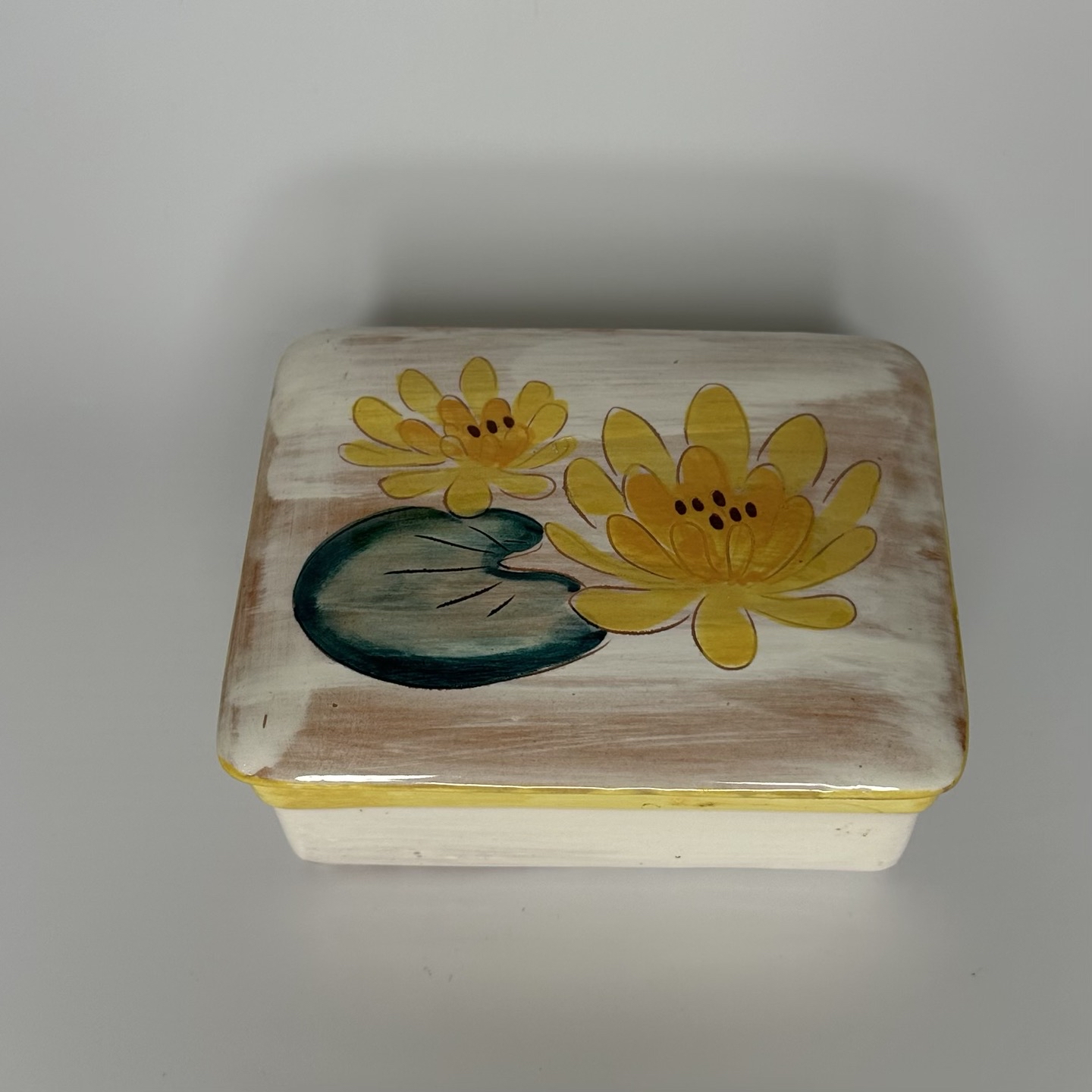 Vintage Hand Painted Mid-century Stangl Water Lily Trinket Box, Circa 1946