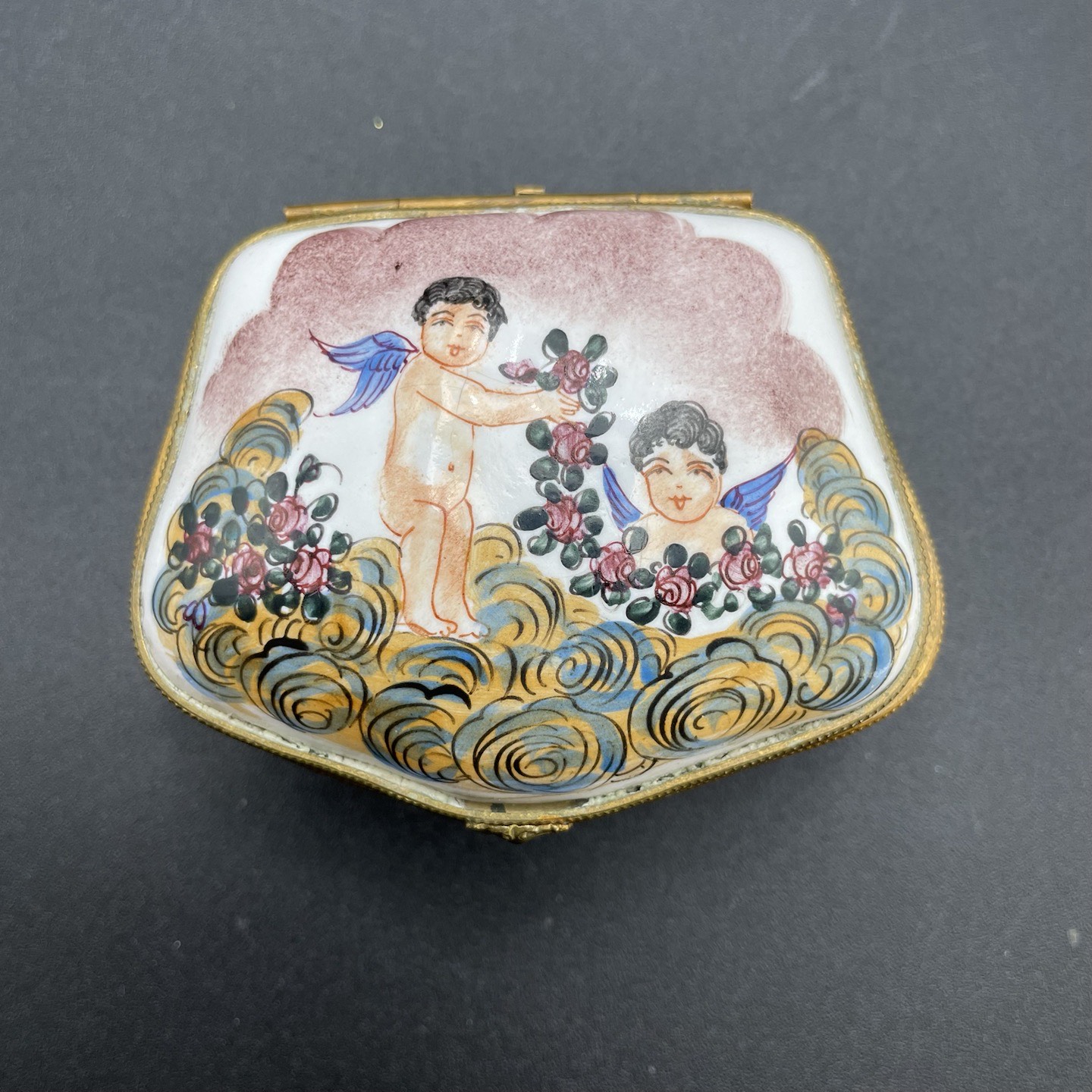 Antique 3D Capodimonte Hinged Hand Painted Porcelain Trinket Box Cherubs