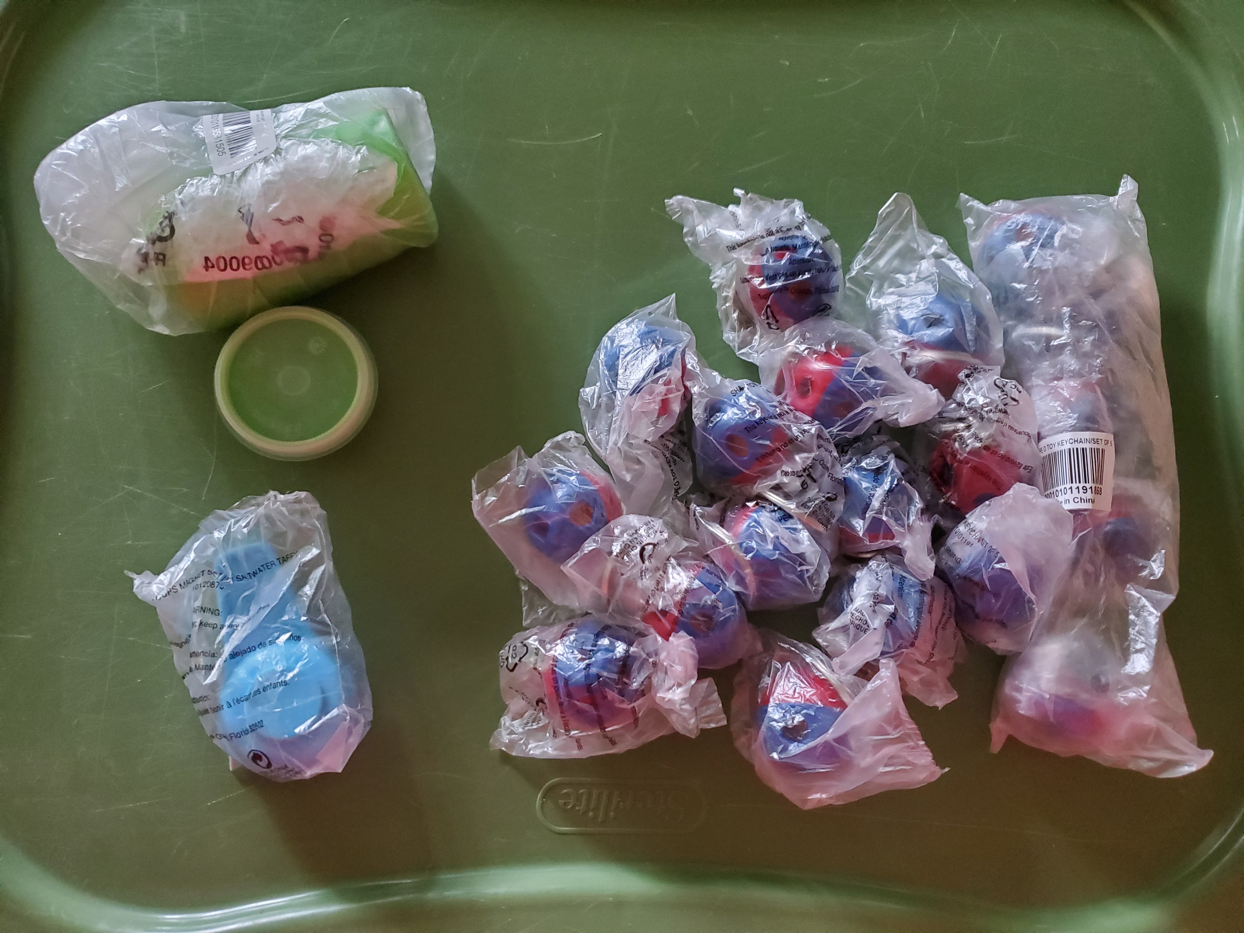 Tupperware Hostess Giveaway Lot of 26 All NEW