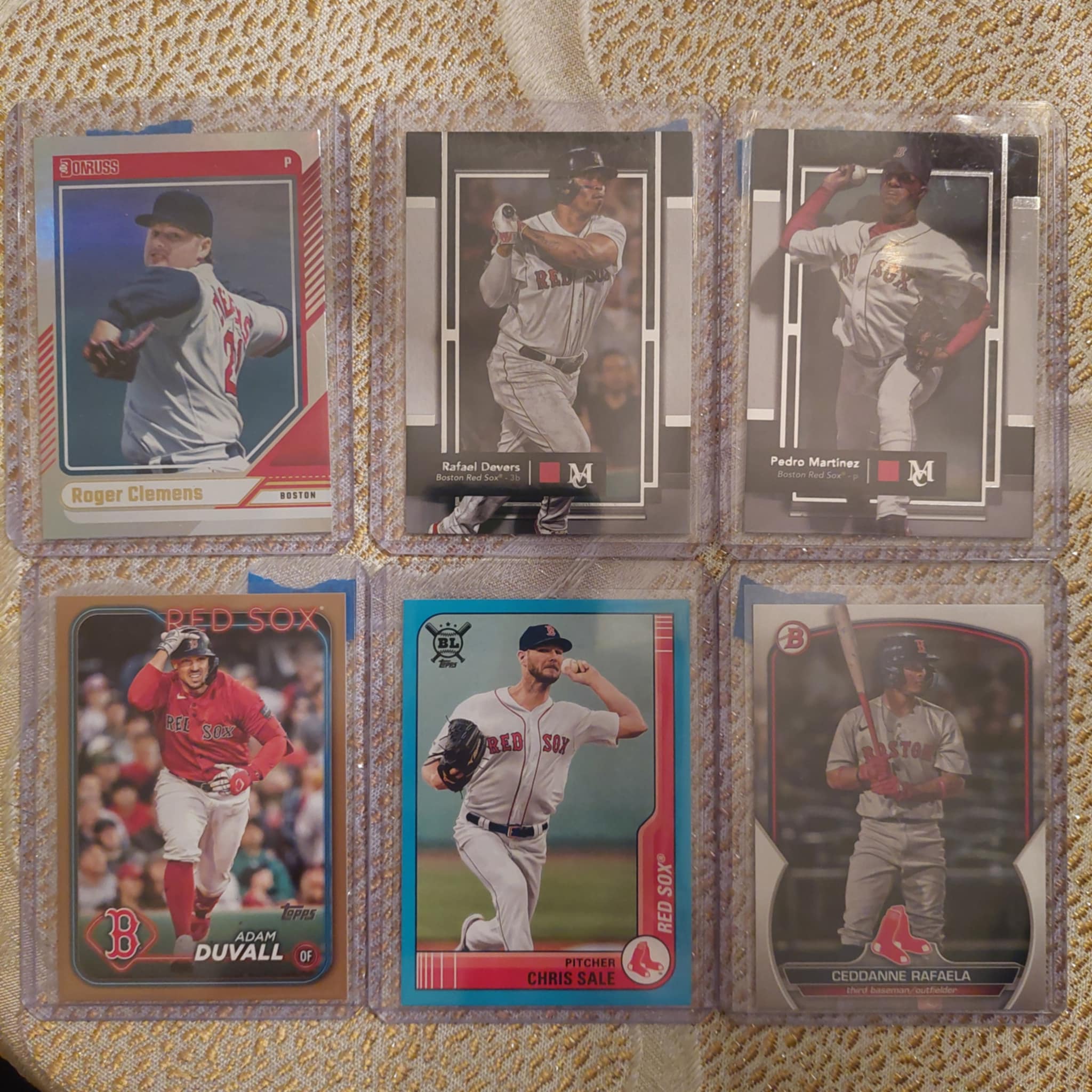Lot of 17 Boston Red Sox Cards. (E)