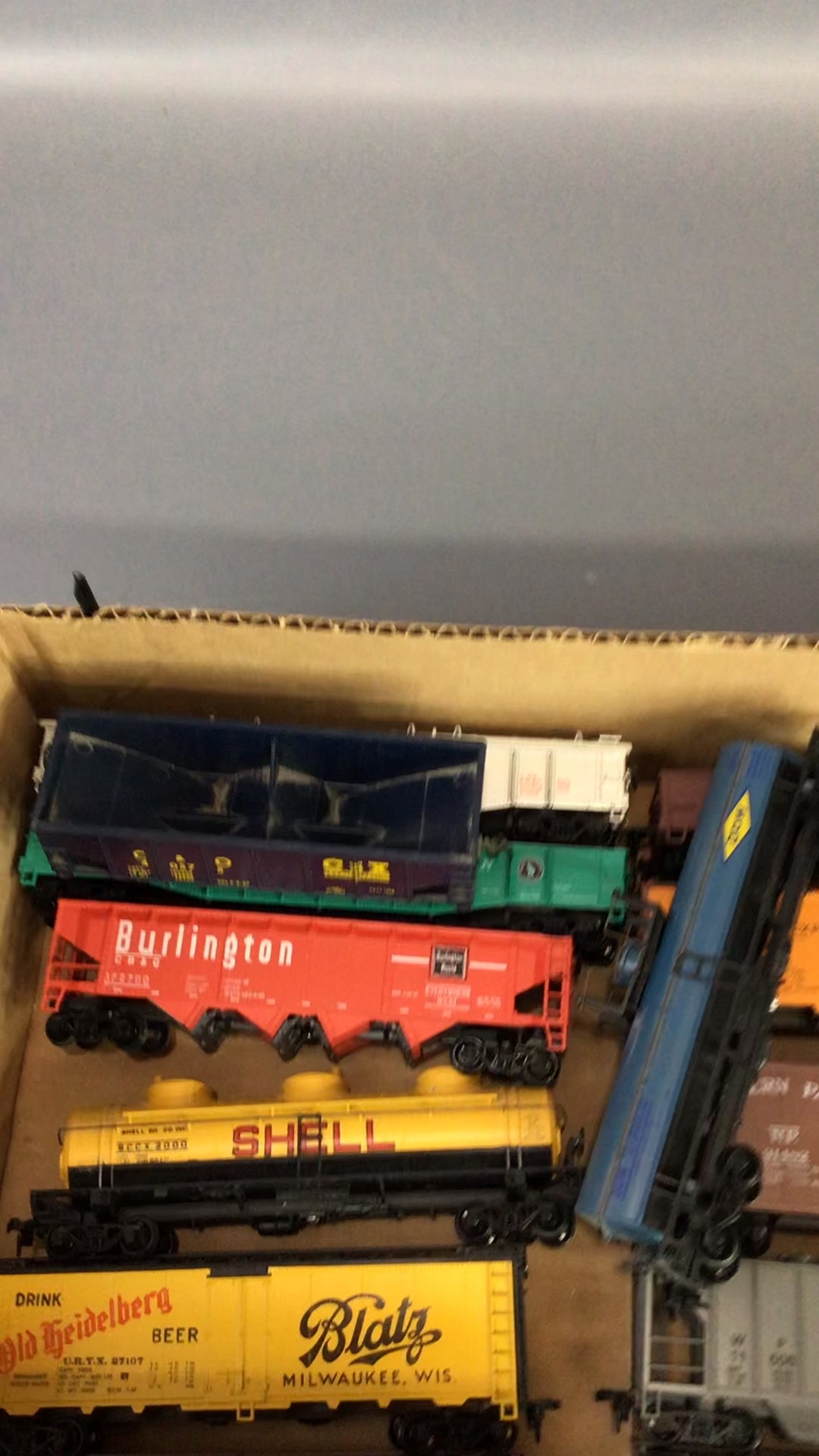 Vintage HO Scale Model Train Collection Bulk Lot Of 28 Railroad Freight ...